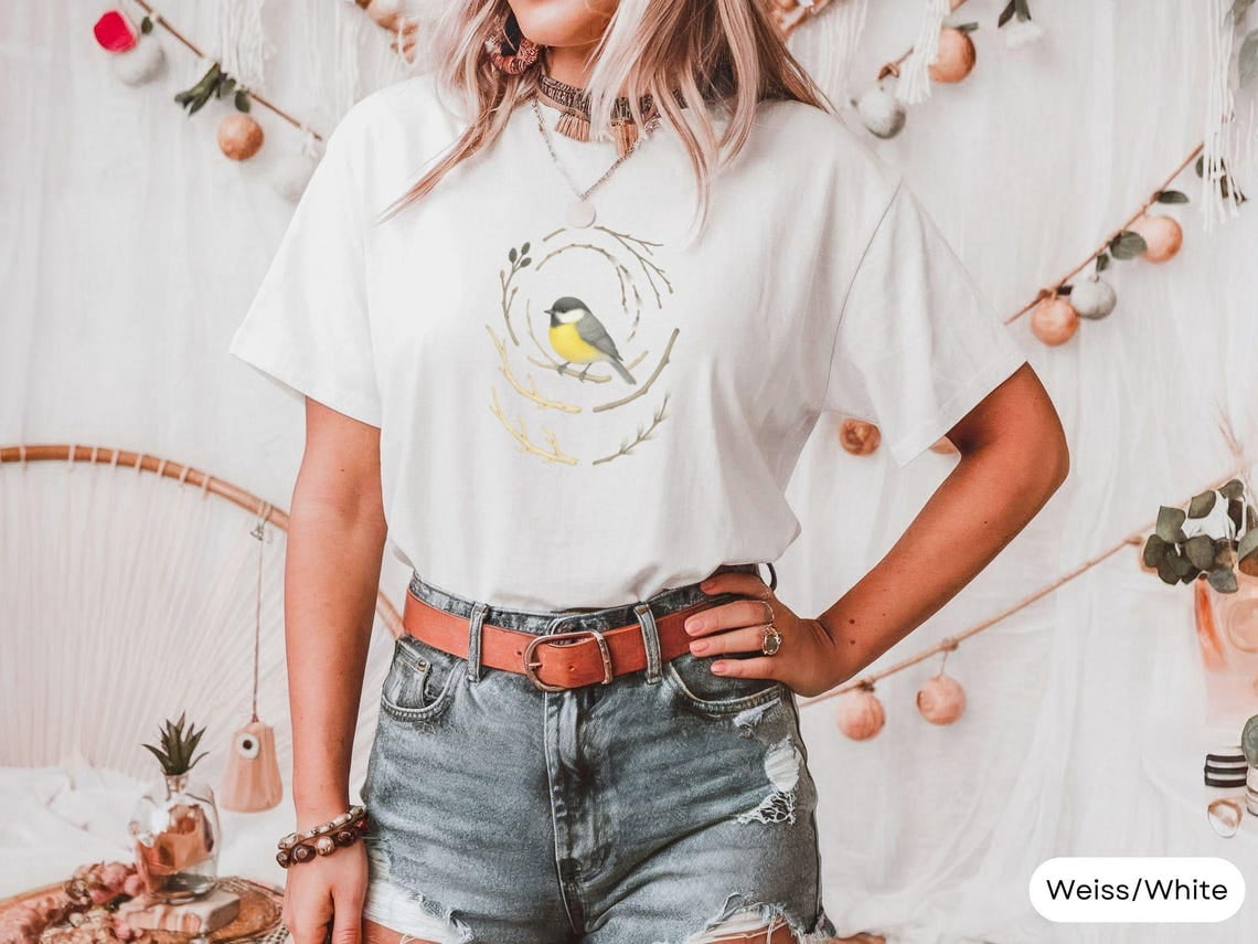 Bird Shirt Nature Bird Lover Gift Birds Graphic Silhouette Outfit Tee ...