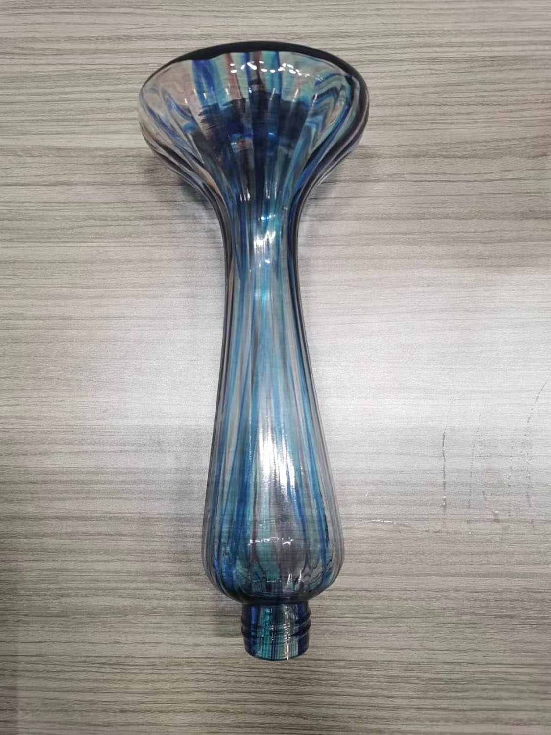 Birdkiss Hummingbird Feeder for Outdoor Hanging, 28 fl.oz Hand Blown ...