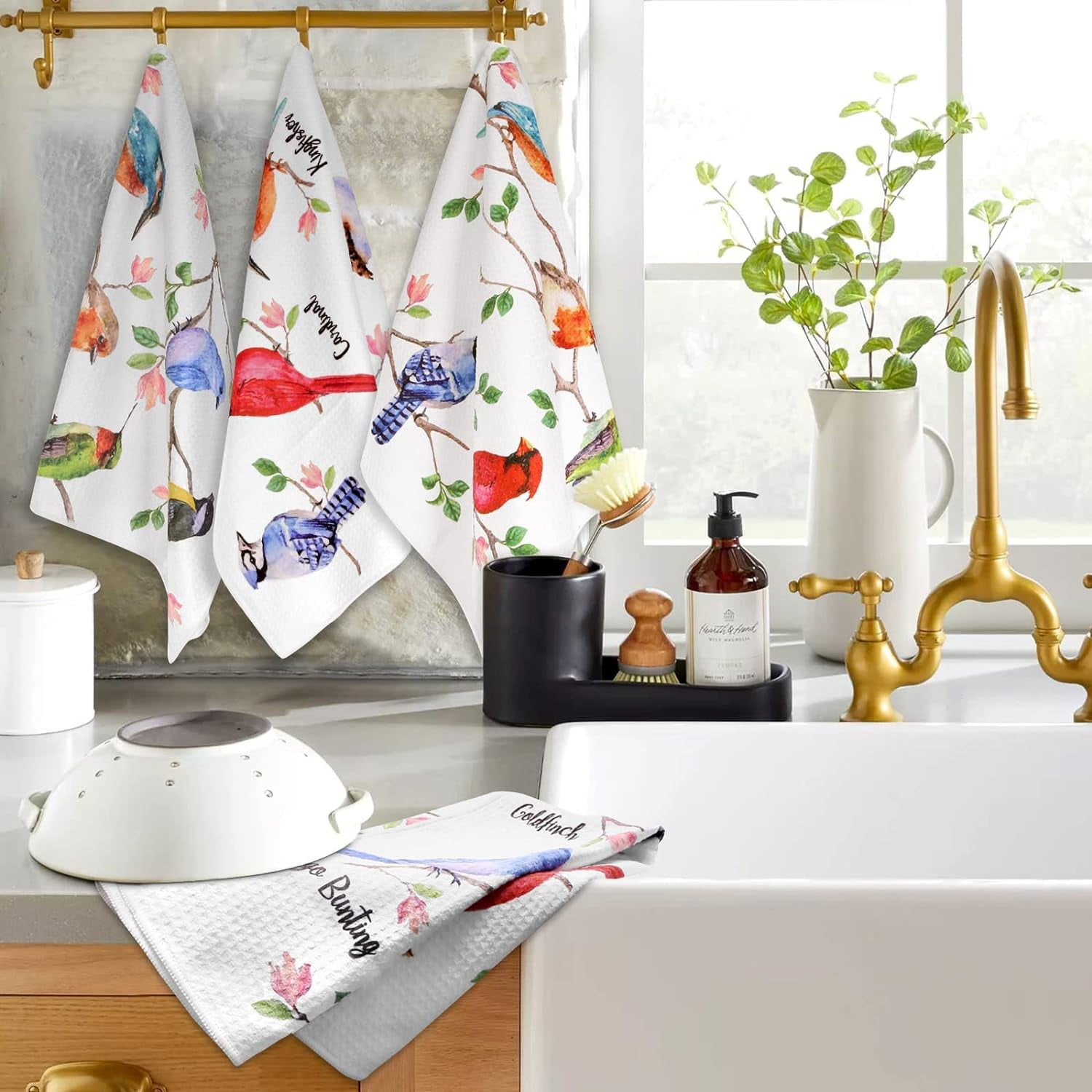 Birds Kitchen Towels Birds On A Branch Dish Towels 4-Piece Set Bright ...