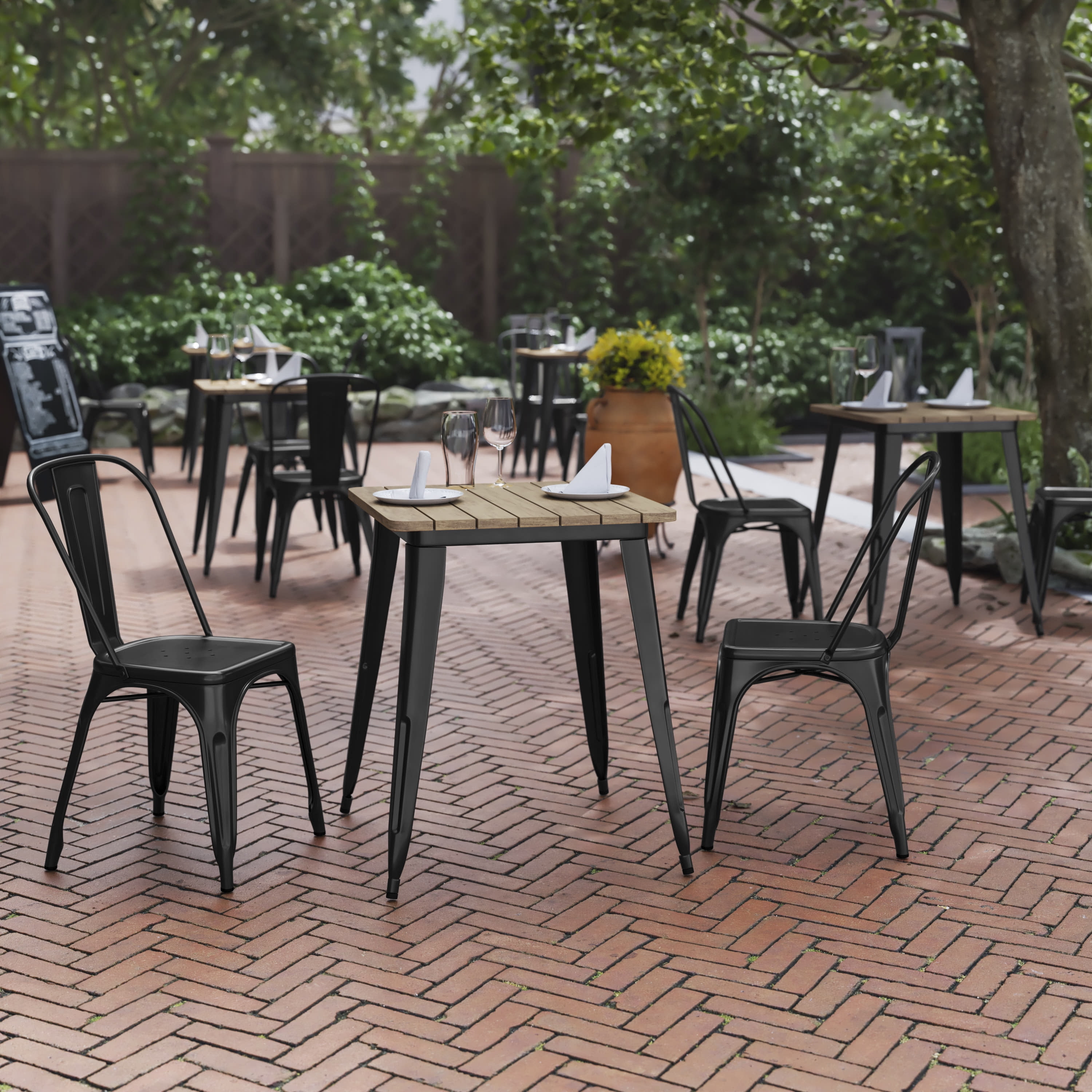 BizChair Commercial Grade Indoor/Outdoor Dining Table, 23.75" Square ...