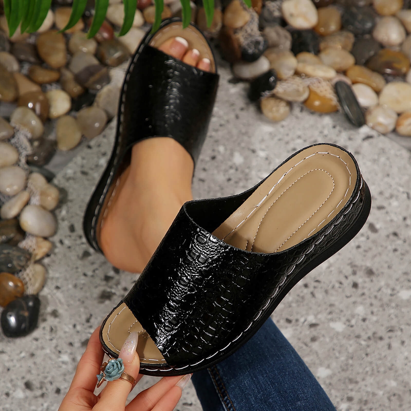 Bkhluea Women Embossed Wedge Slide Sandals Comfortable Footwear For ...