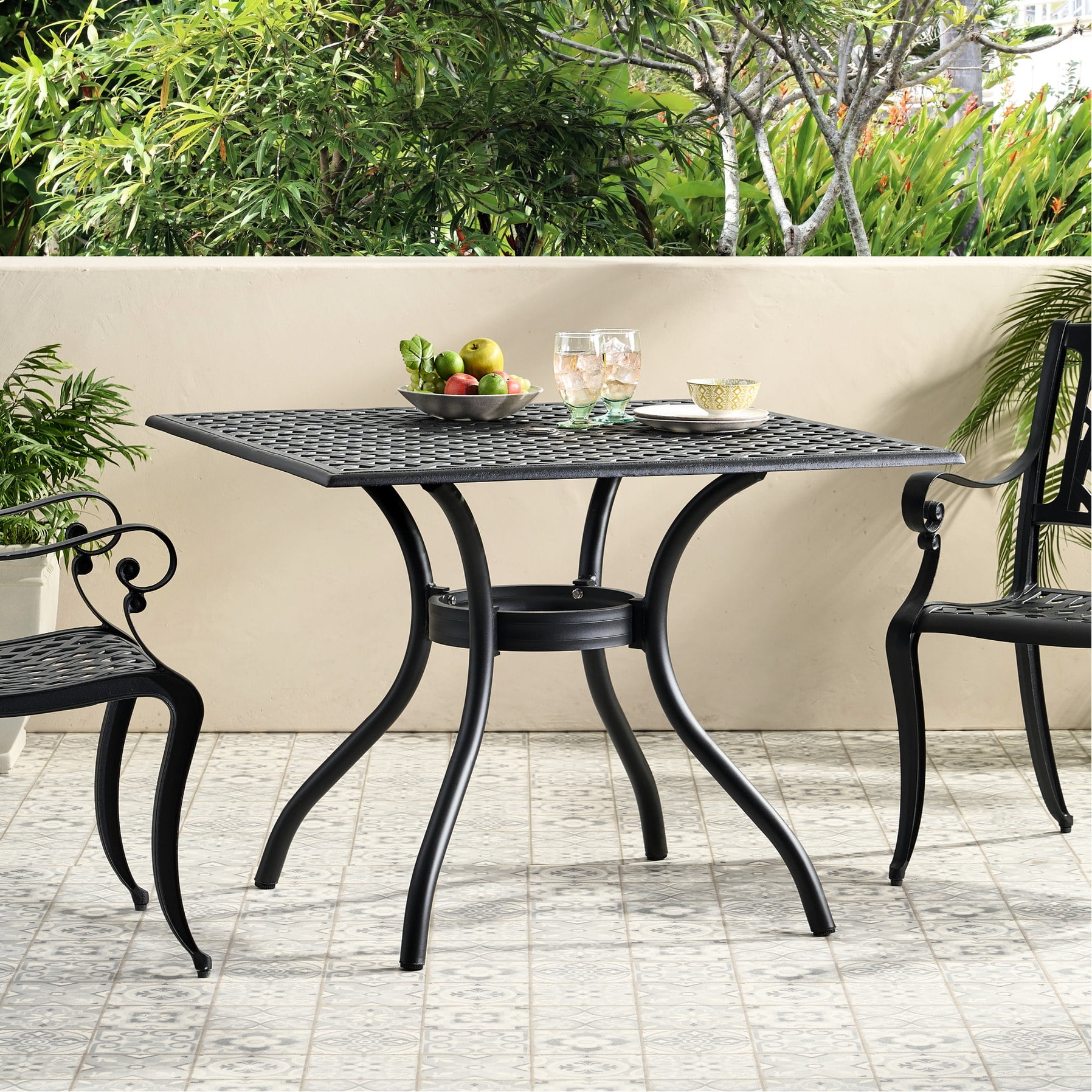 Black Aluminum Construction - 39.5in Dimensions - Outdoor BBQ and ...