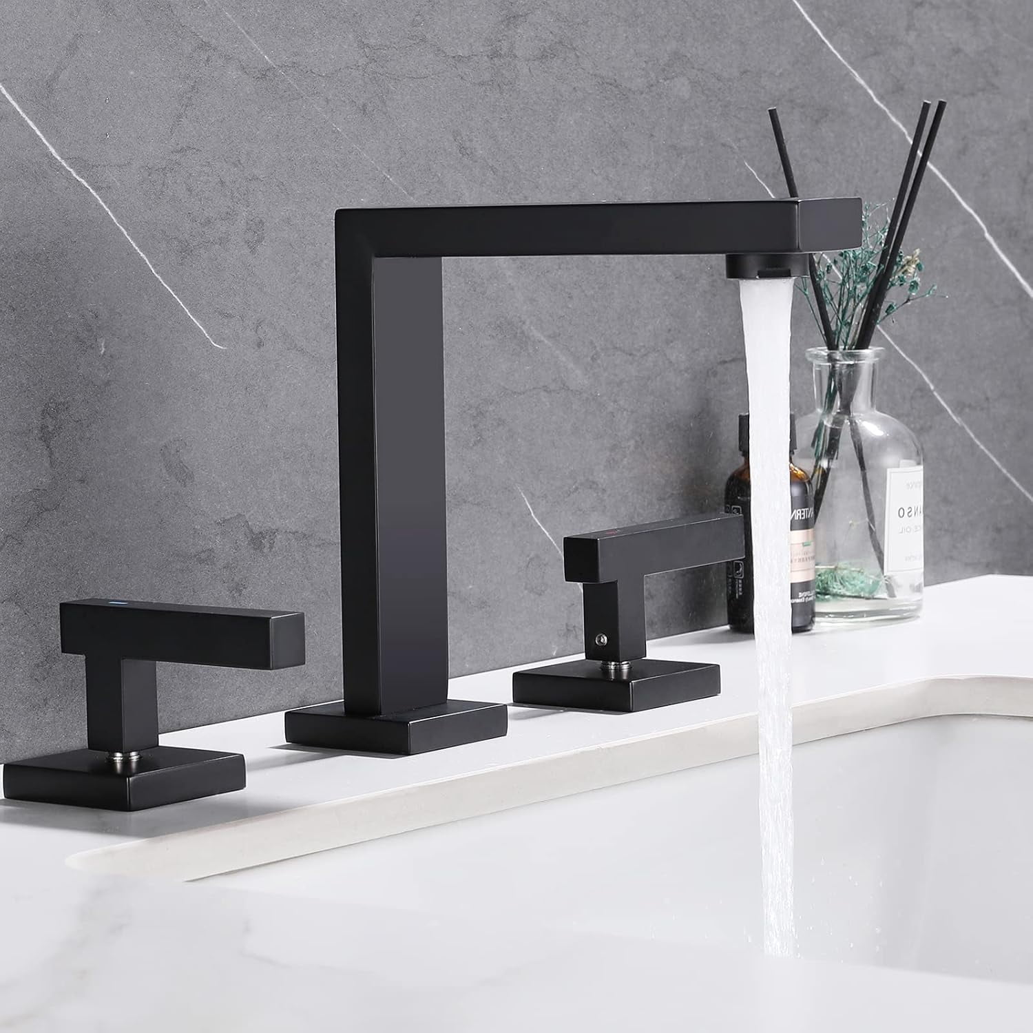 Black Bathroom Sink Faucet 3-Hole,Modern 8-Inch Bath Vanity Faucet 2 ...