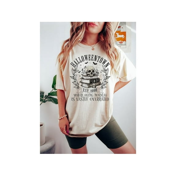 Black Cat Social Club T-Shirt – Gothic Cat Mama Halloween Tee with ...