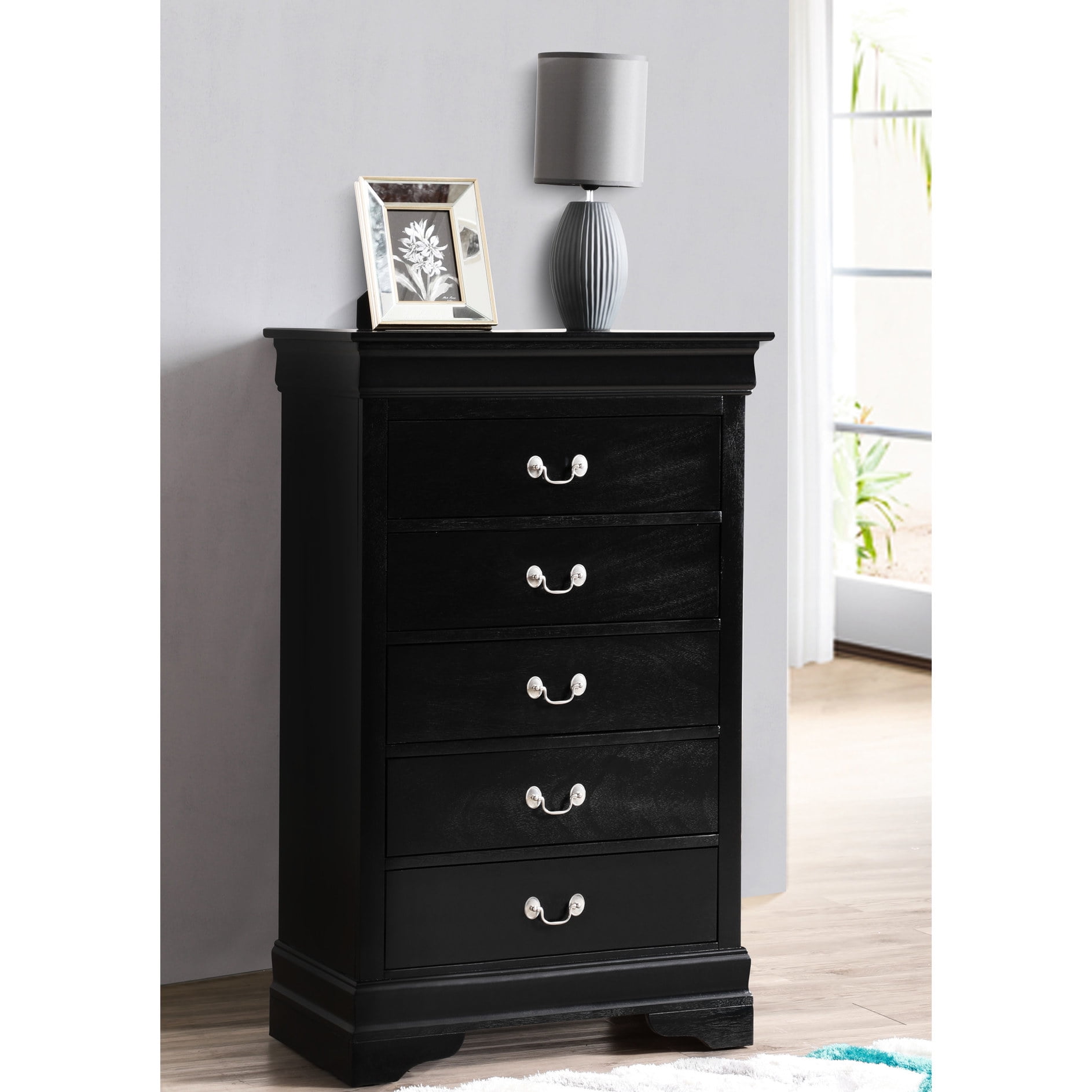 Black Chest for Bedroom | Traditional Bedroom Style with Moulded Edges ...