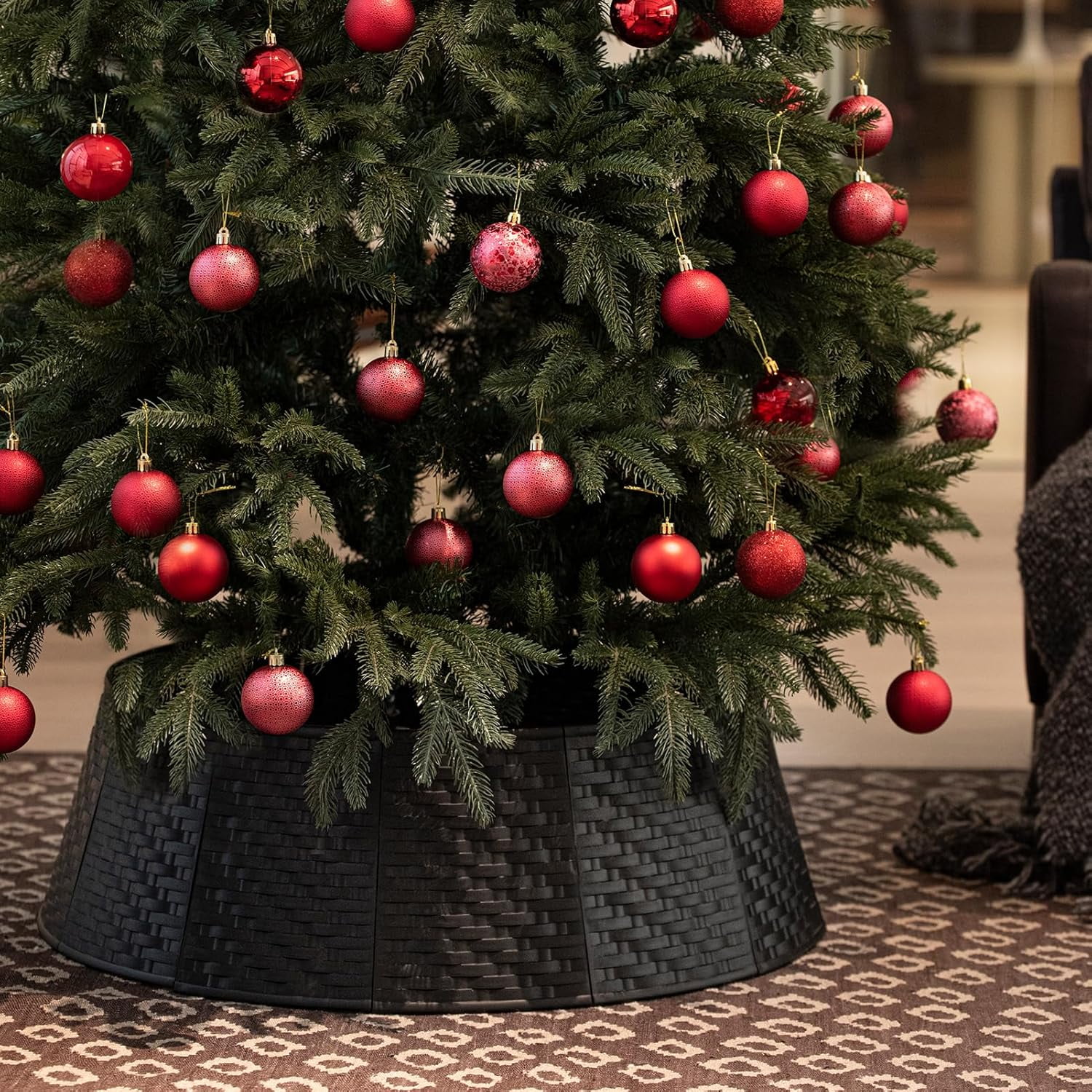Terrific Black Christmas Tree Collar Pictures