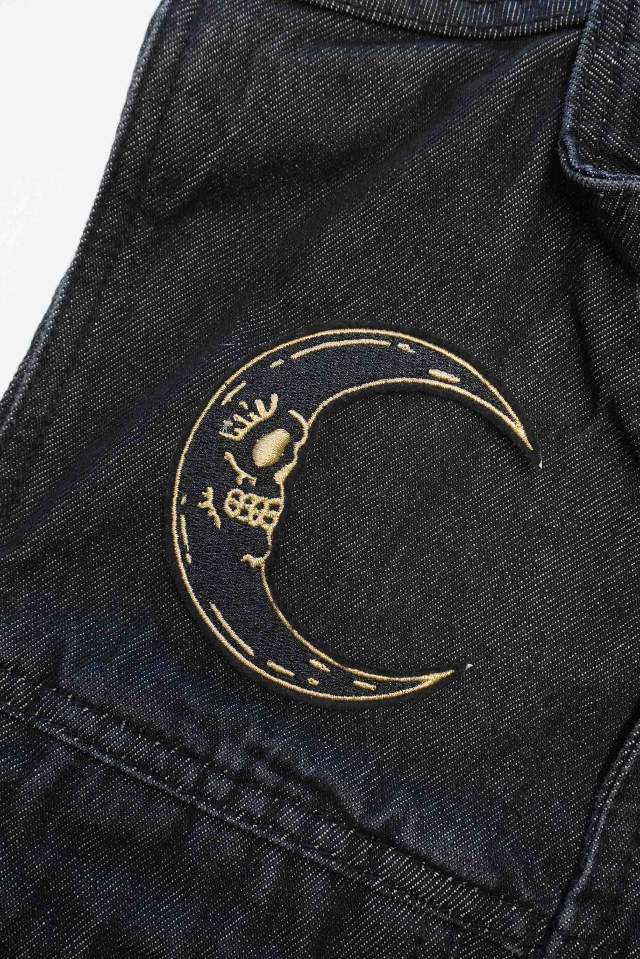 Black Crescent Moon Skull Embroidered Iron on Patch - Walmart.com