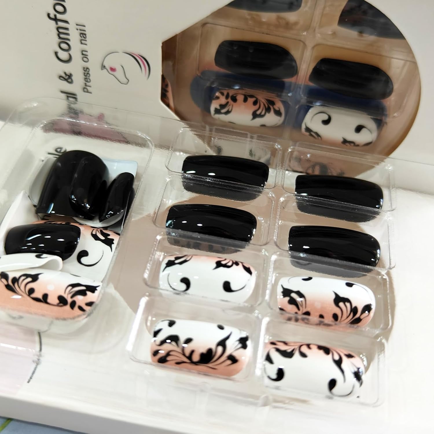 Black Curve Line Press on Nails Short Square Black Swallowtail Fake ...