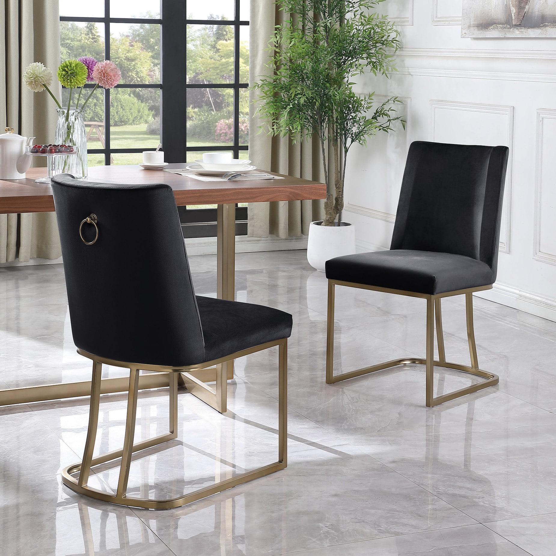 Black Dining Chairs + Sophisticated Look” - “Fine Dining Establishments ...