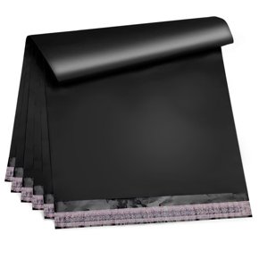 Shop Durable Shipping Bags and Envelopes in White and Colorful Options