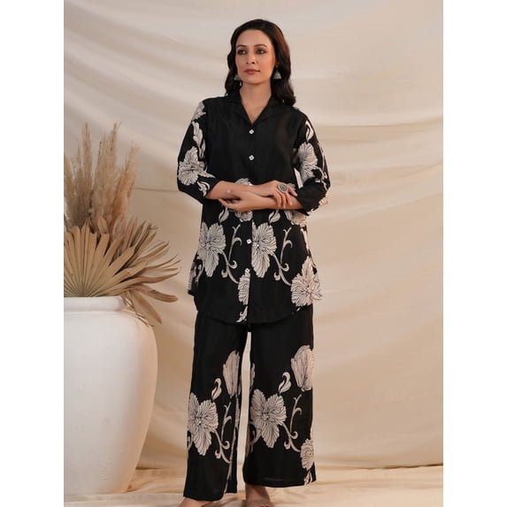 Black Floral Placement Print Co-ord Set in Russian Silk - Walmart.com