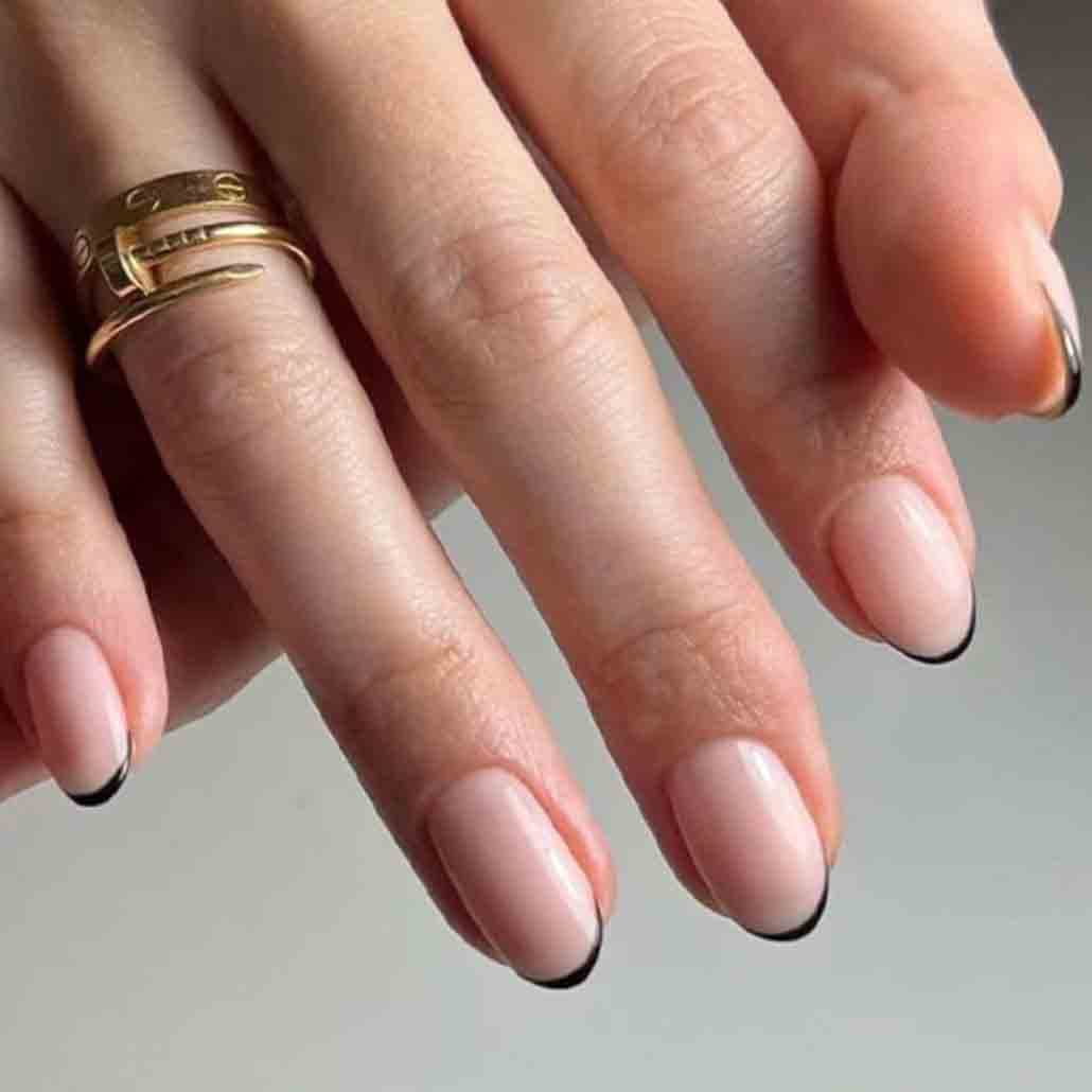 Black French Press on Nails Medium, Oval Fake Nails Acrylic False White ...