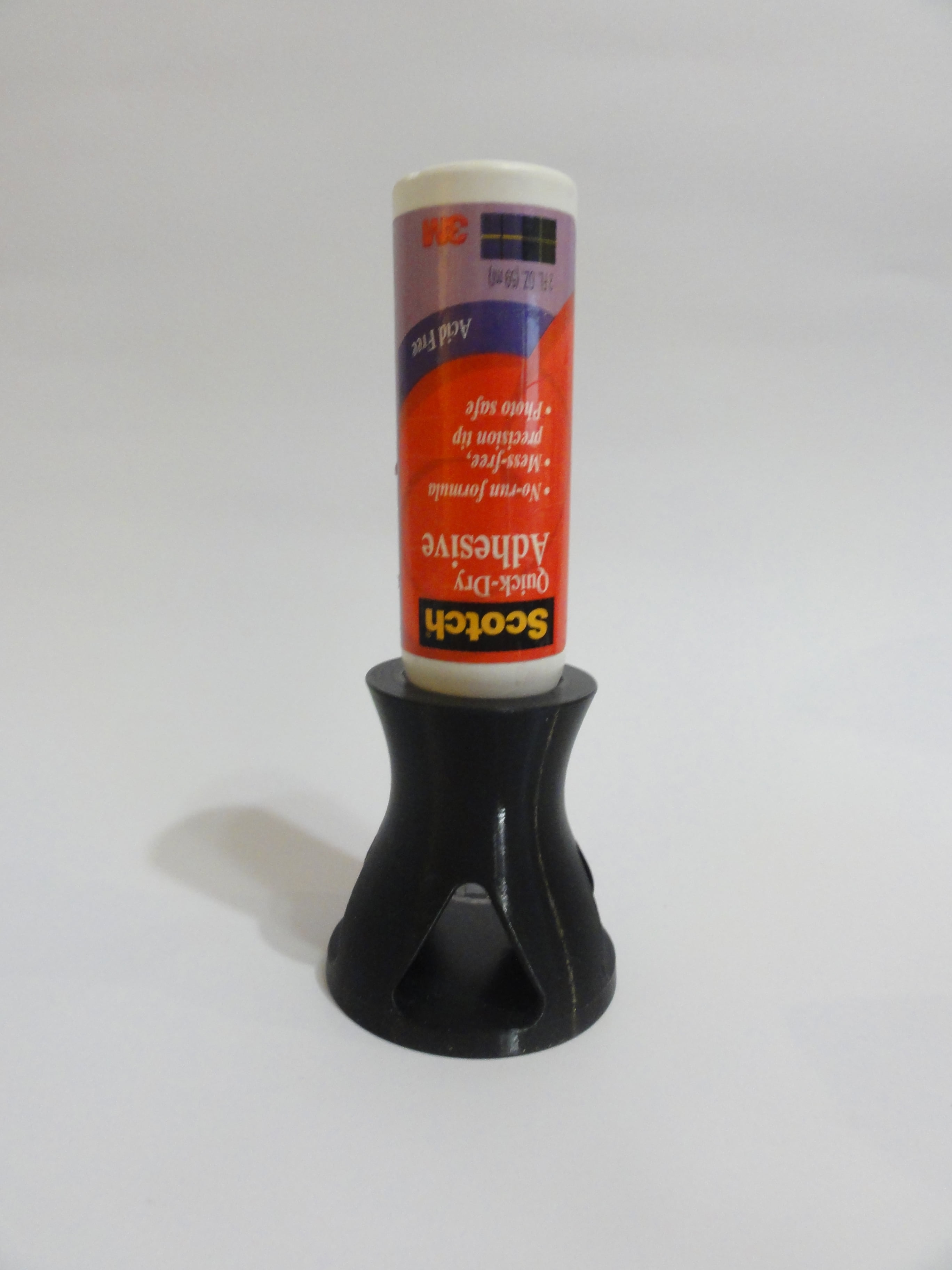 Black Glue Holder/Glue Stand for Most Squeeze Bottles - Walmart.com