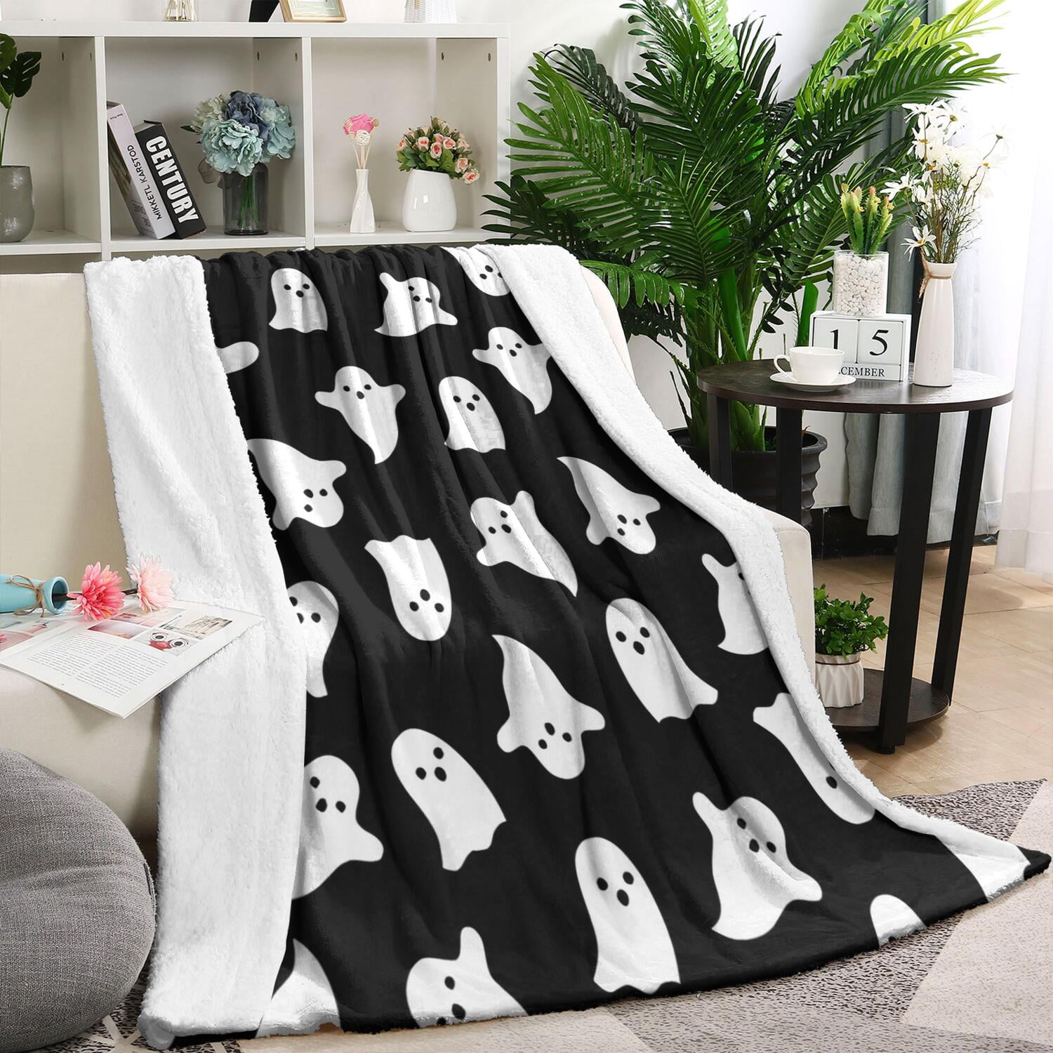 Black Halloween Ghosts with Boo Blanket,Comfortable Soft Lamb Wool ...