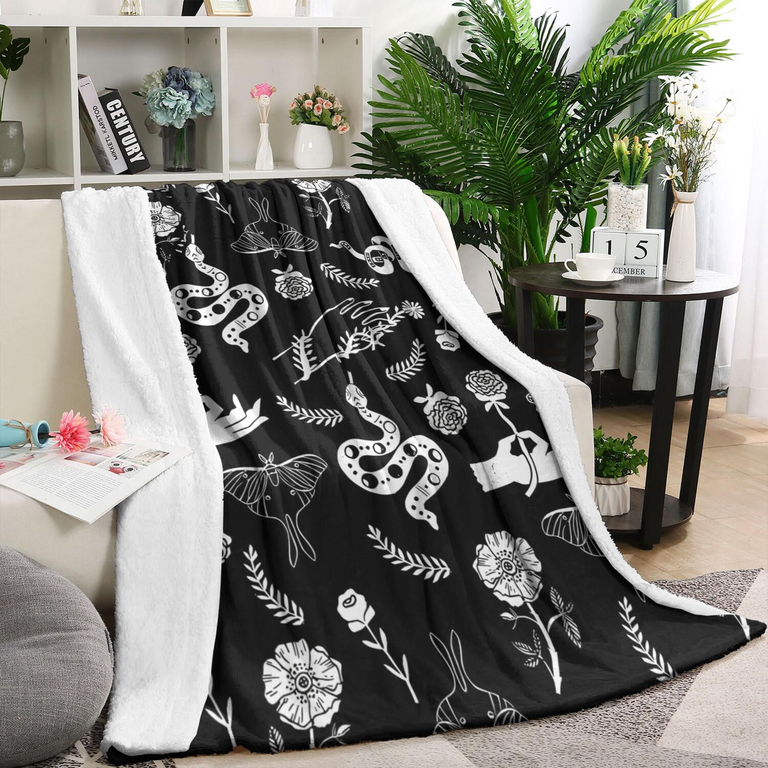 Black Hand Flower Snake Pattern Blanket,Comfortable Soft Lamb Wool ...