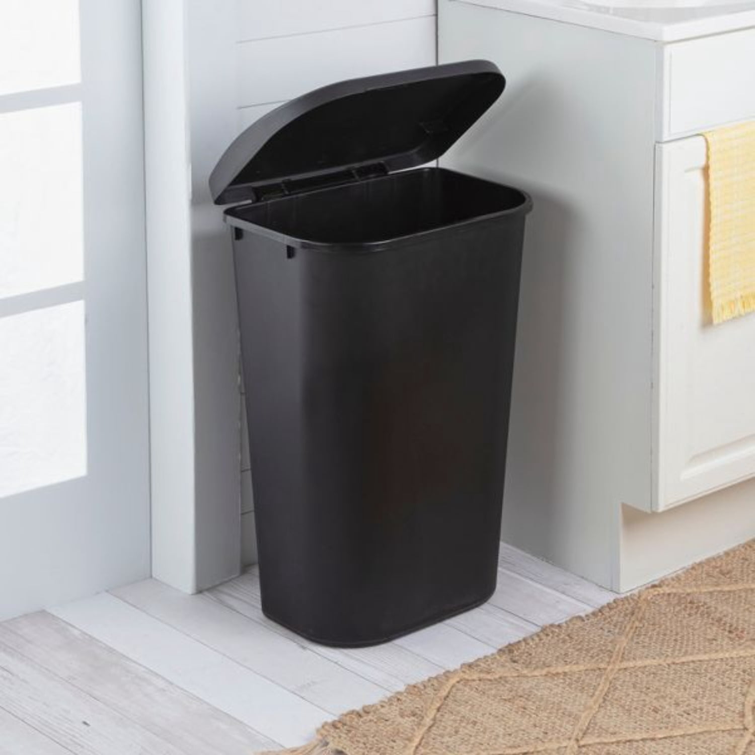 Black Kitchen Trash Can, Indoor Flip-top Trash Can, Suitable for ...