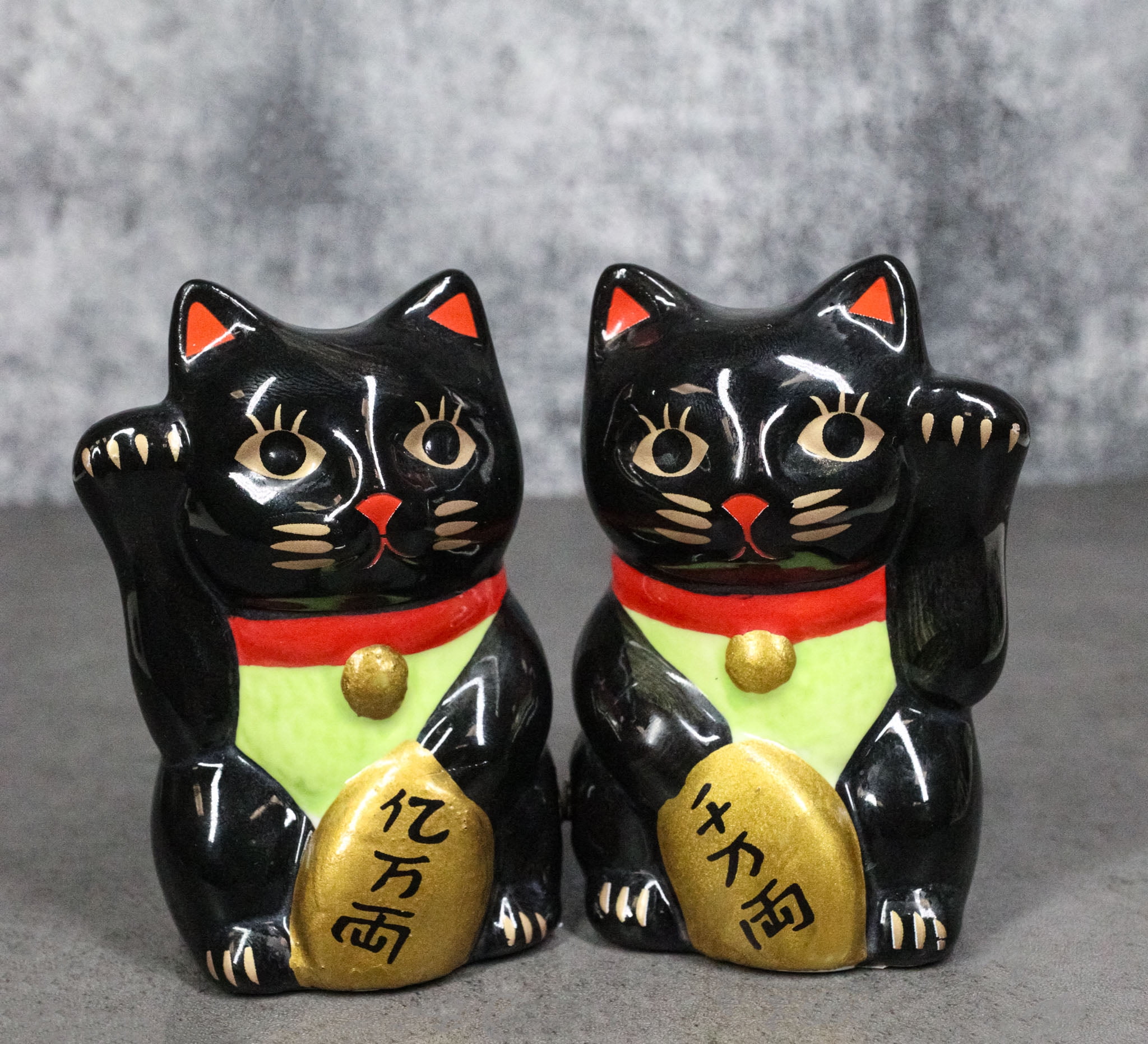 Black Lucky Fortune Japanese Maneki Neko Cats Ceramic Salt Pepper ...