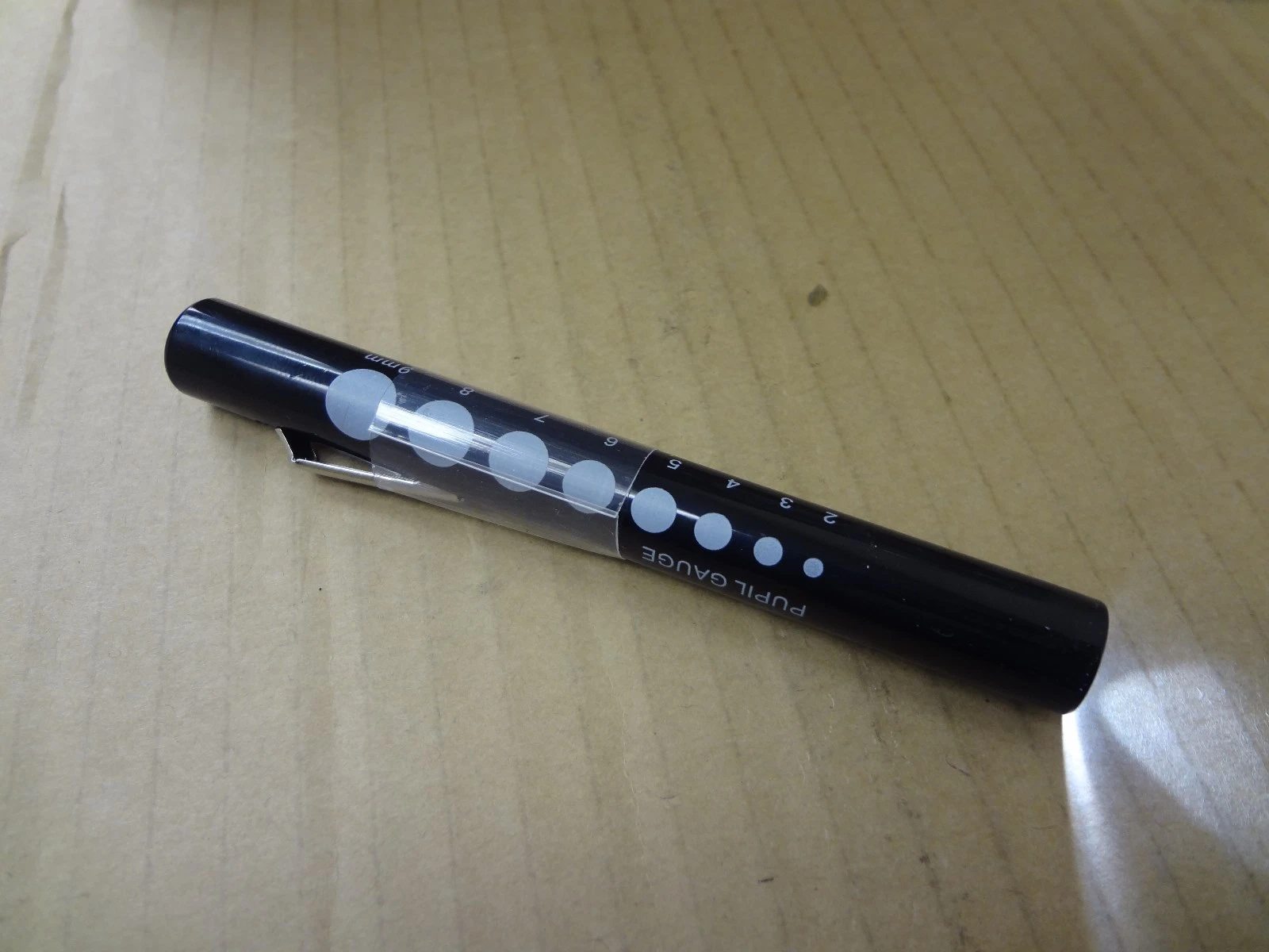Black Medical Pen Light Penlight Led With Pupil Gauge New Emt, Ems ...