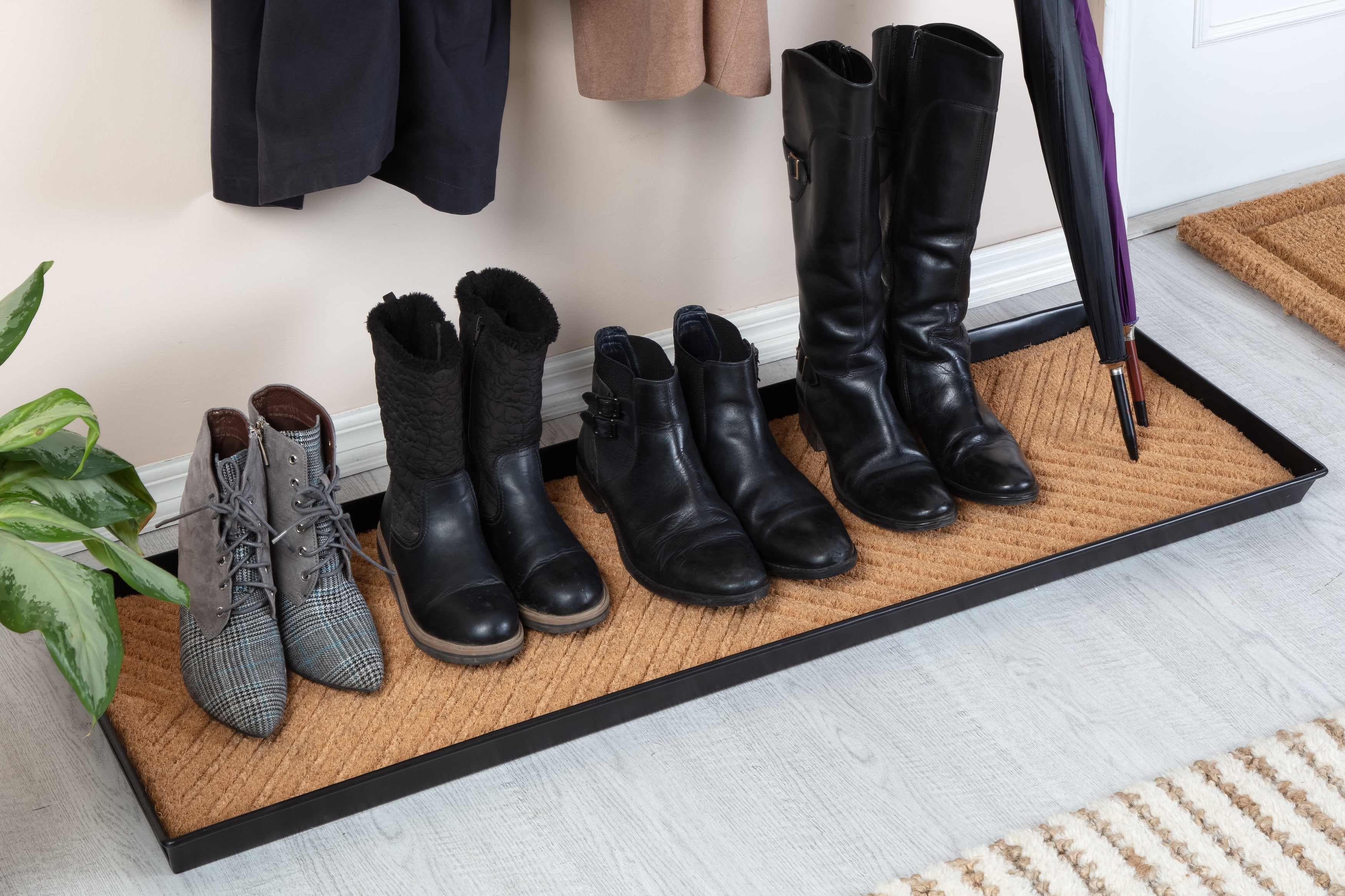 Black Metal Boot Tray with Cross Embossed Coir Insert - Walmart.com