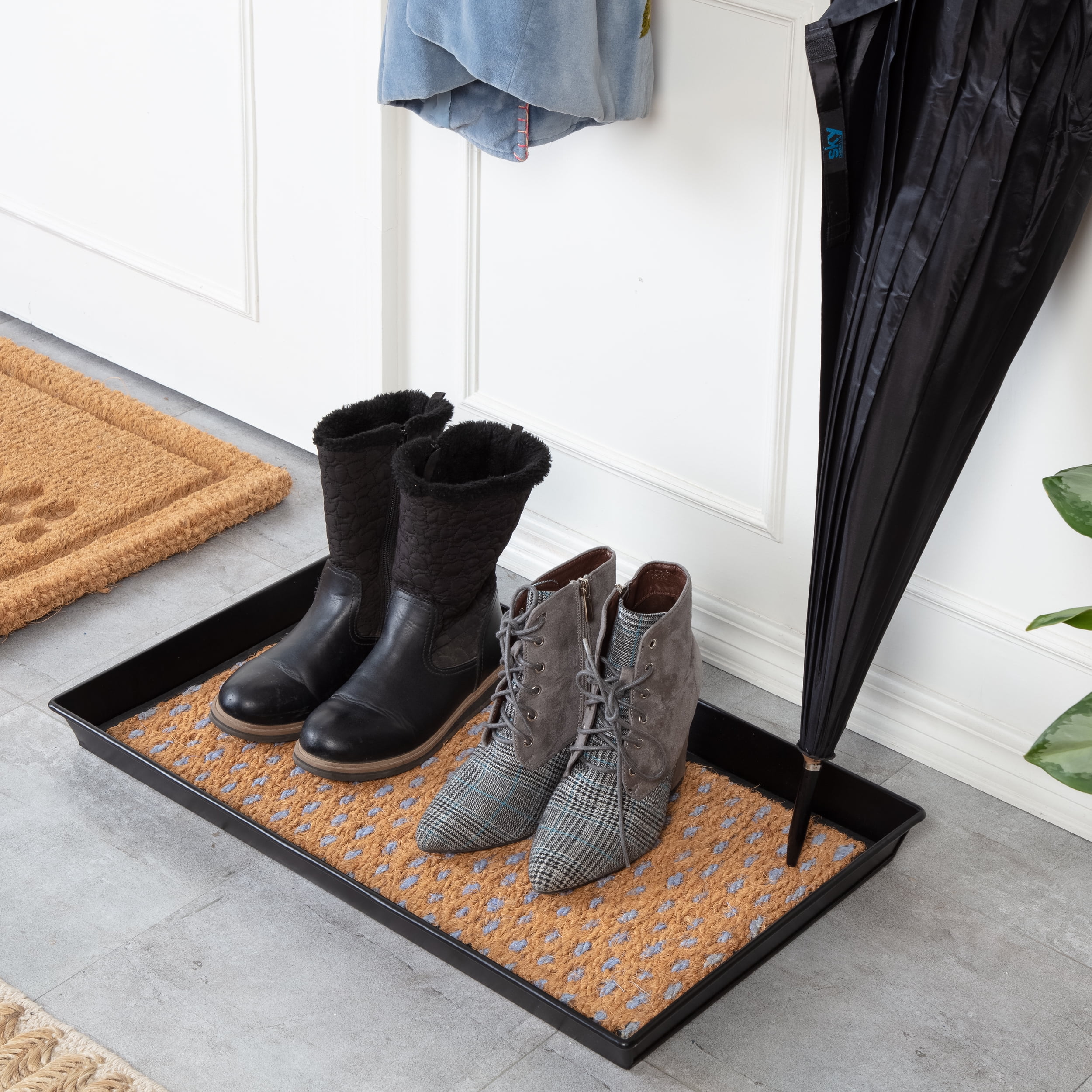 Black Metal Boot Tray with Tan & Blue Coir Insert - Walmart.com