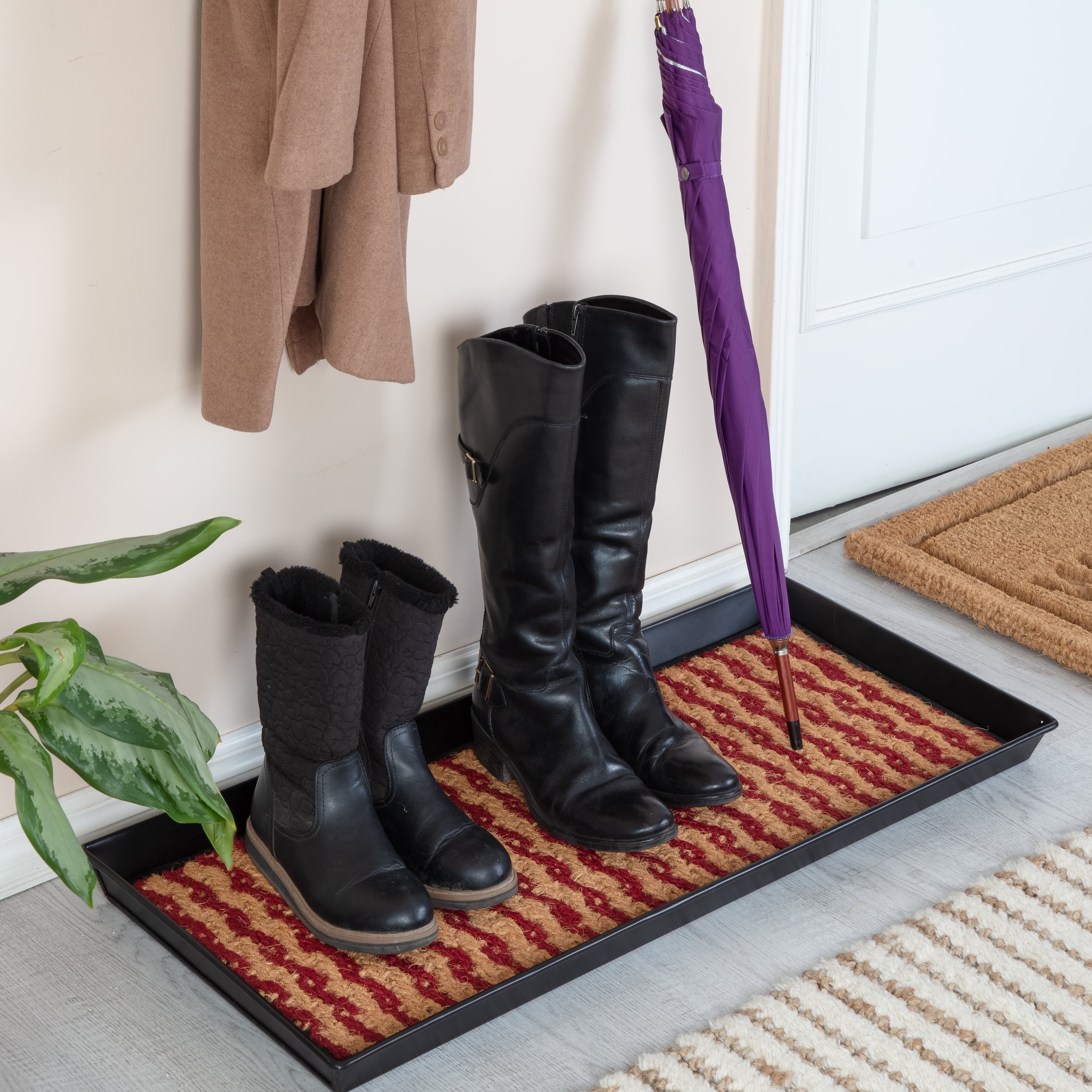 Black Metal Boot Tray with Tan & Red Coir Insert - Walmart.com