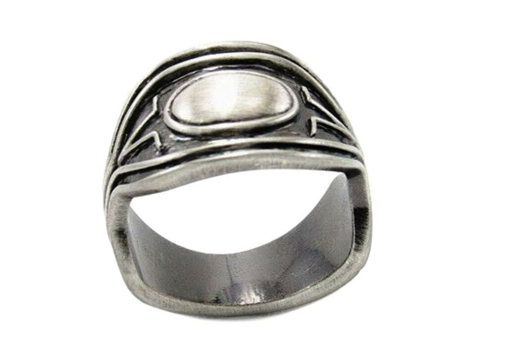 Black Panther Wakanda Royal Symbol Metal Ring Size 8 - Walmart.com