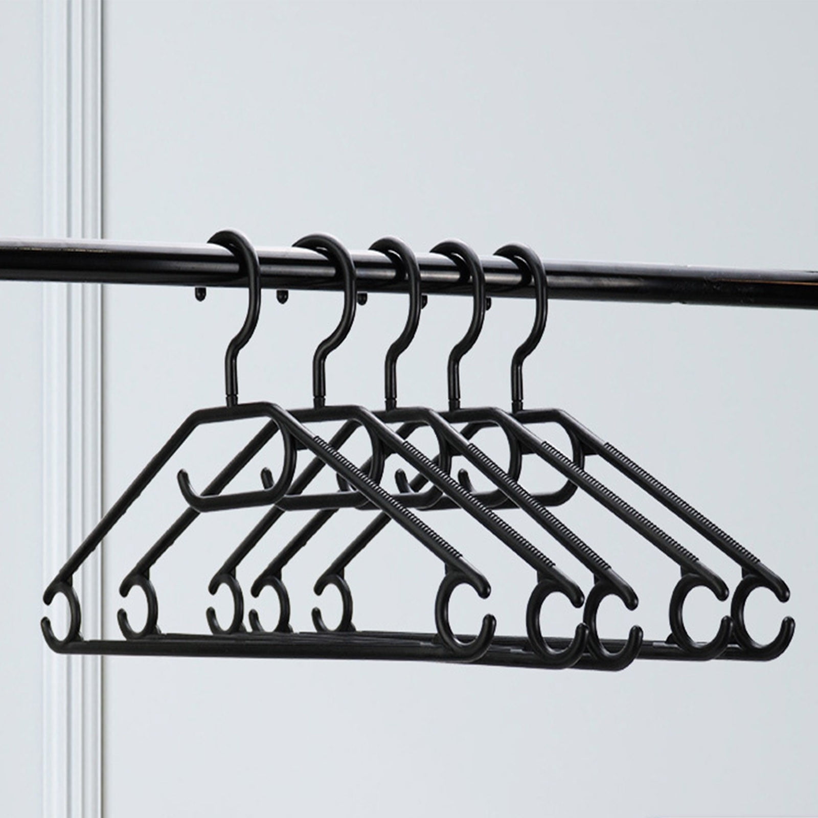 Black Plastic Hangers Pack of 10 Rotating Hooks Space-Saving - Walmart.com