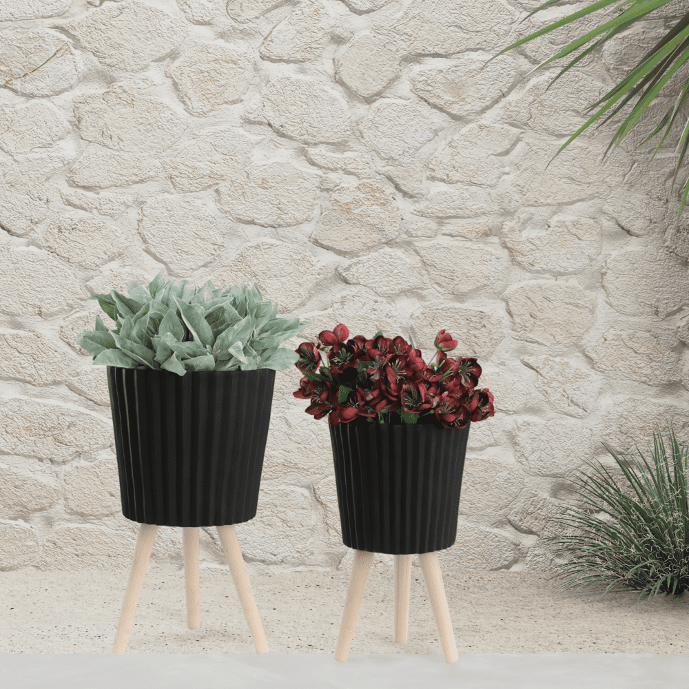 Black Ridged Planters with Wooden Legs 10/12 Inch Set Indoor Outdoor ...