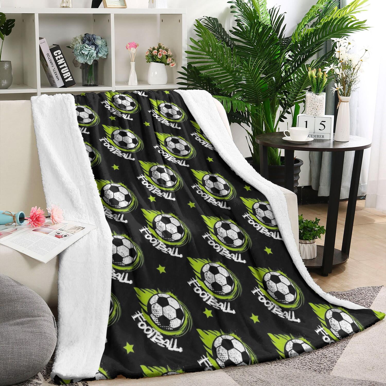 Black Soccer Balls with Green Elements Pattern Blanket,Comfortable Soft ...
