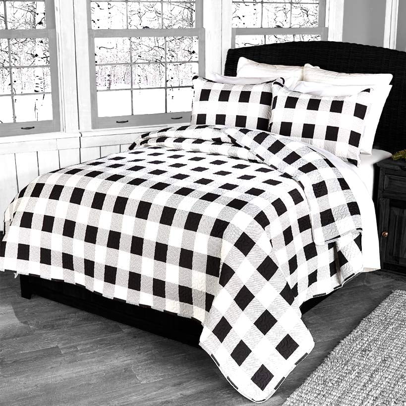 Buffalo Check Full/Queen Size Quilt Set with Pillow Shams - Black and ...