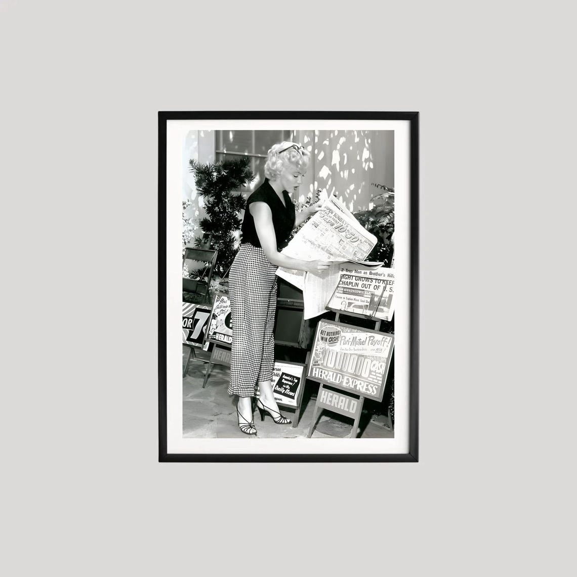 Black and White Photography Classic Street Scene Portrait Elegance ...