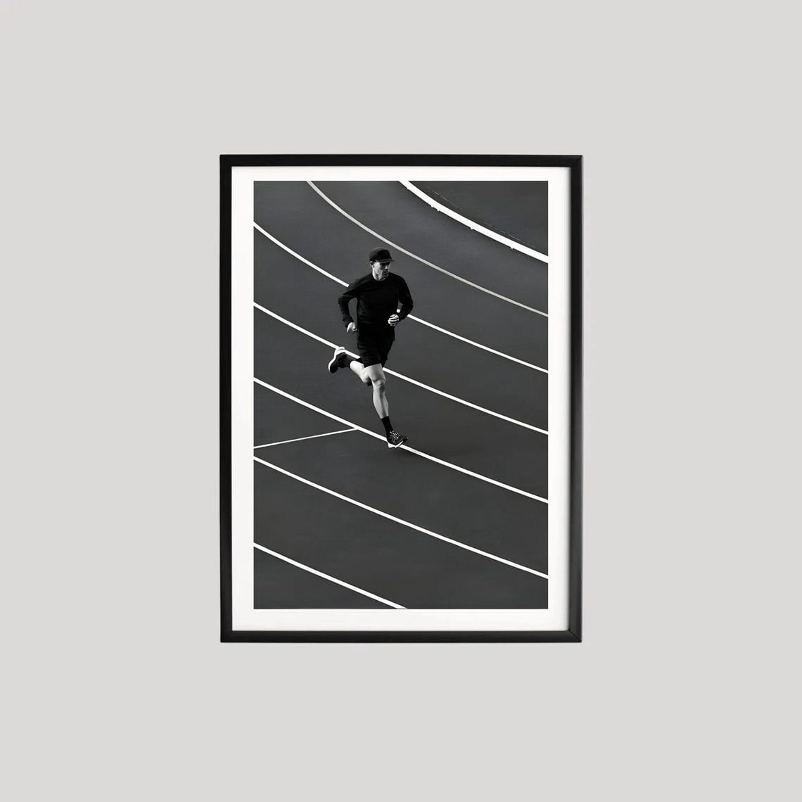 Black and White Runner Endurance Training Gym Decor, Stretched Canvas ...
