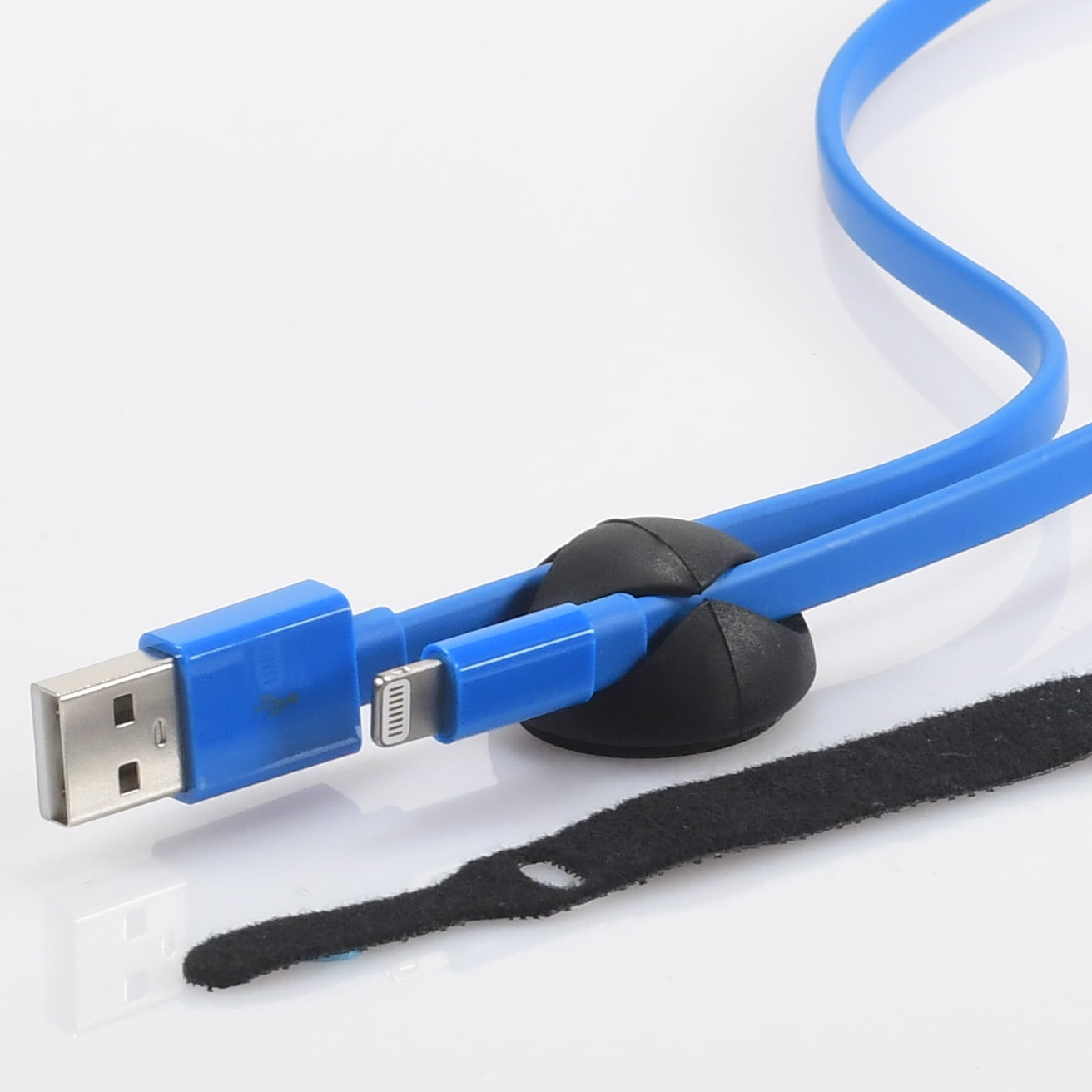 Blackweb Tangle Free USB Sync & Charge Cable with Lightning Connector 6 ...