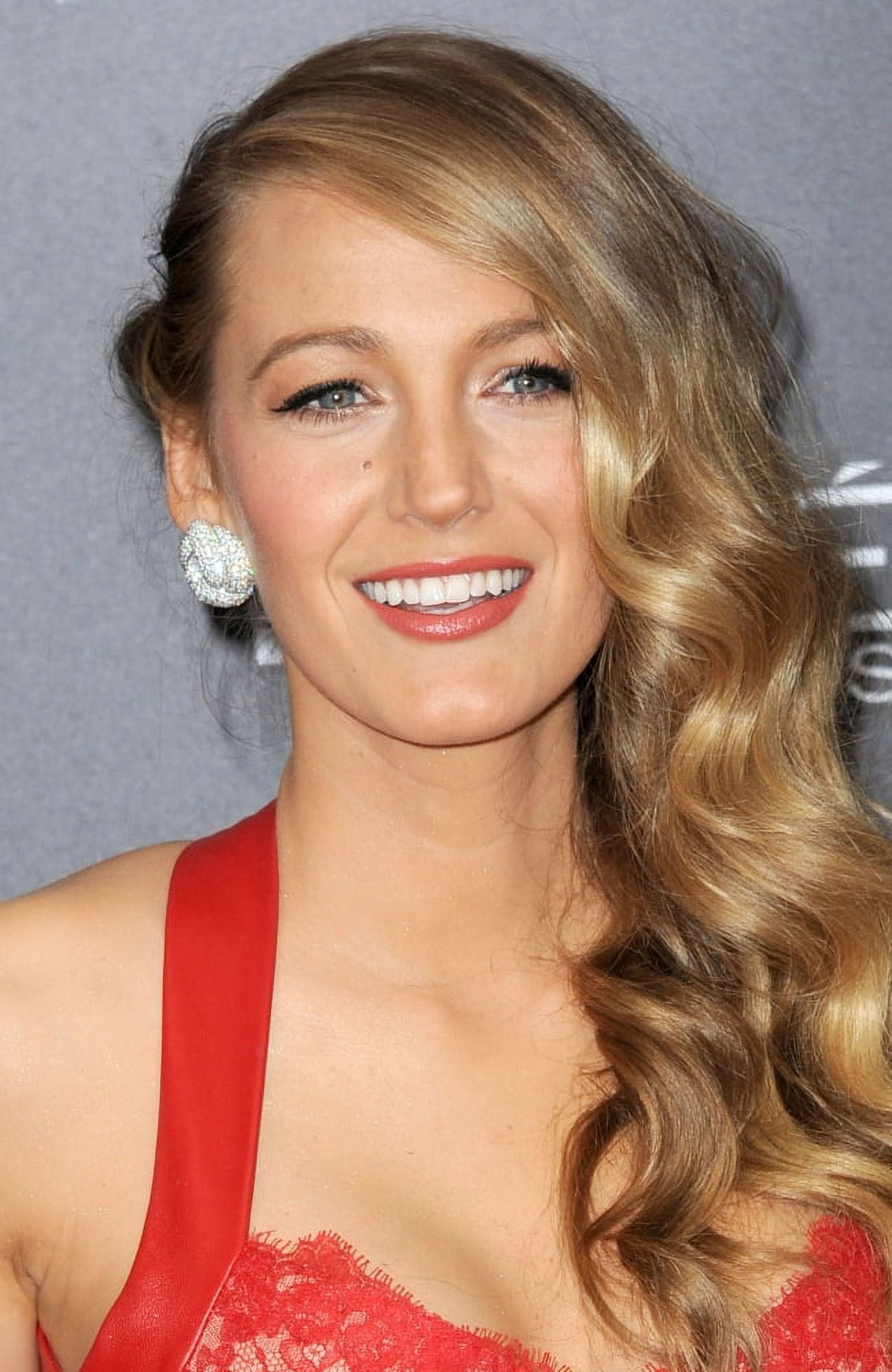 Blake Lively At Arrivals For The Age Of Adaline Premiere, Amc Loews ...