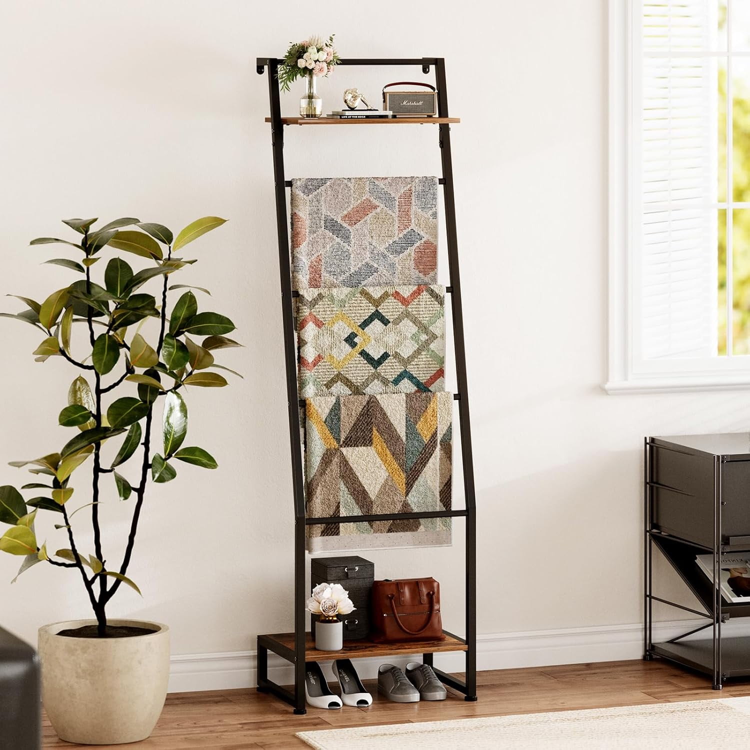Blanket Ladder, with Top and Bottom Shelf, 6-Tier Wall-Leaning Blanket ...