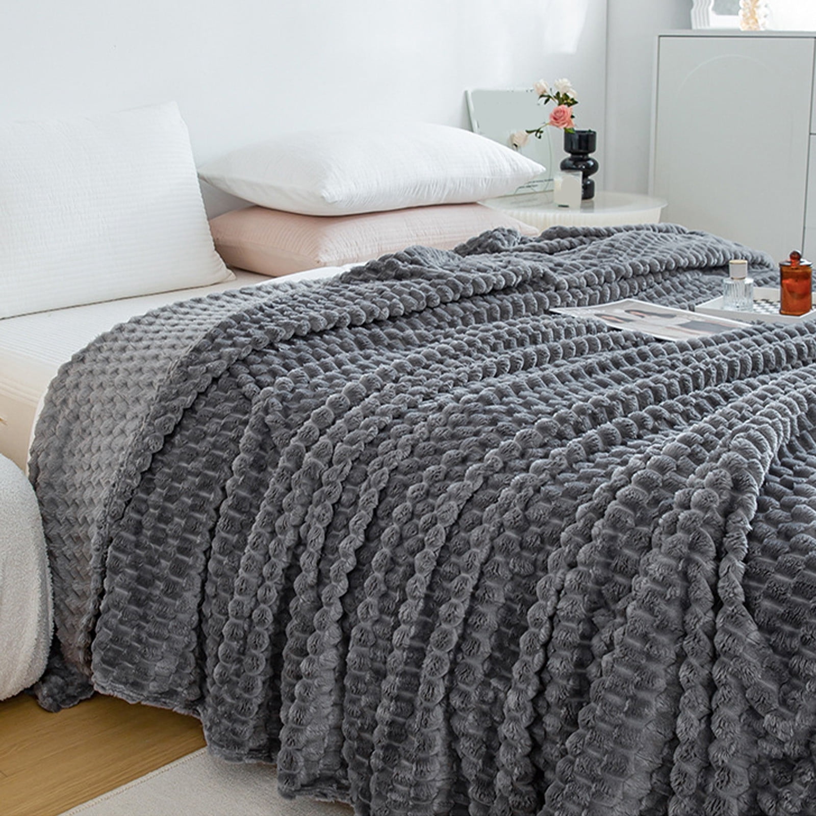 Blankets Size, 50x80 Cozy Soft Lightweight Fuzzy Throw Blanket for ...
