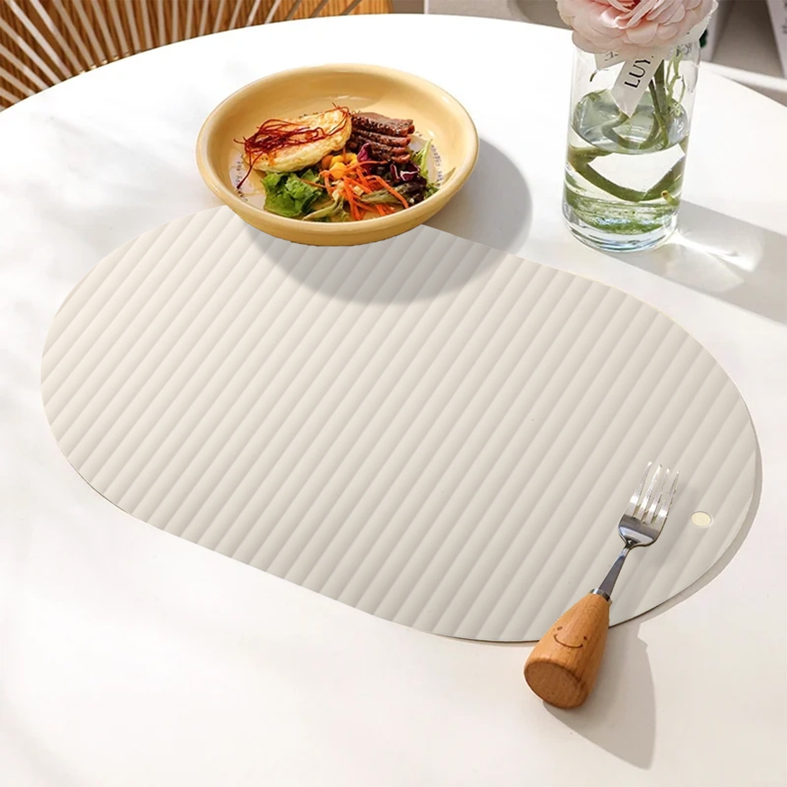 Blaxill Silicone Dining Mat | Heat-Resistant Non-Slip Table Protector ...