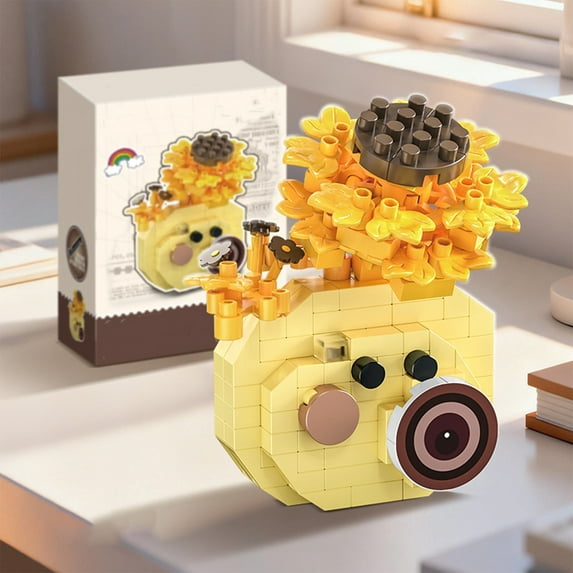 Blooming Camera Miniature Figurine - Retro Floral Desktop Collectible ...