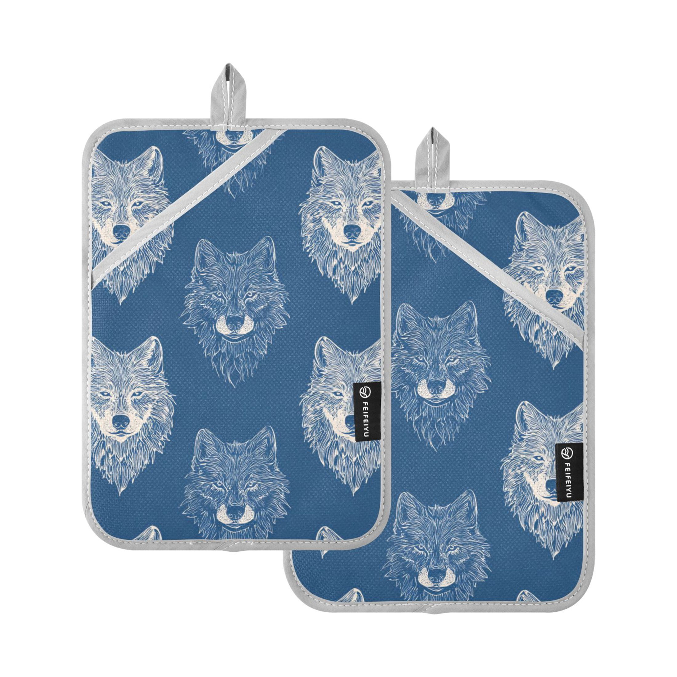 Blue Background Painted Wolf Faces Pot Holder Heat Resistant Mat Oven ...
