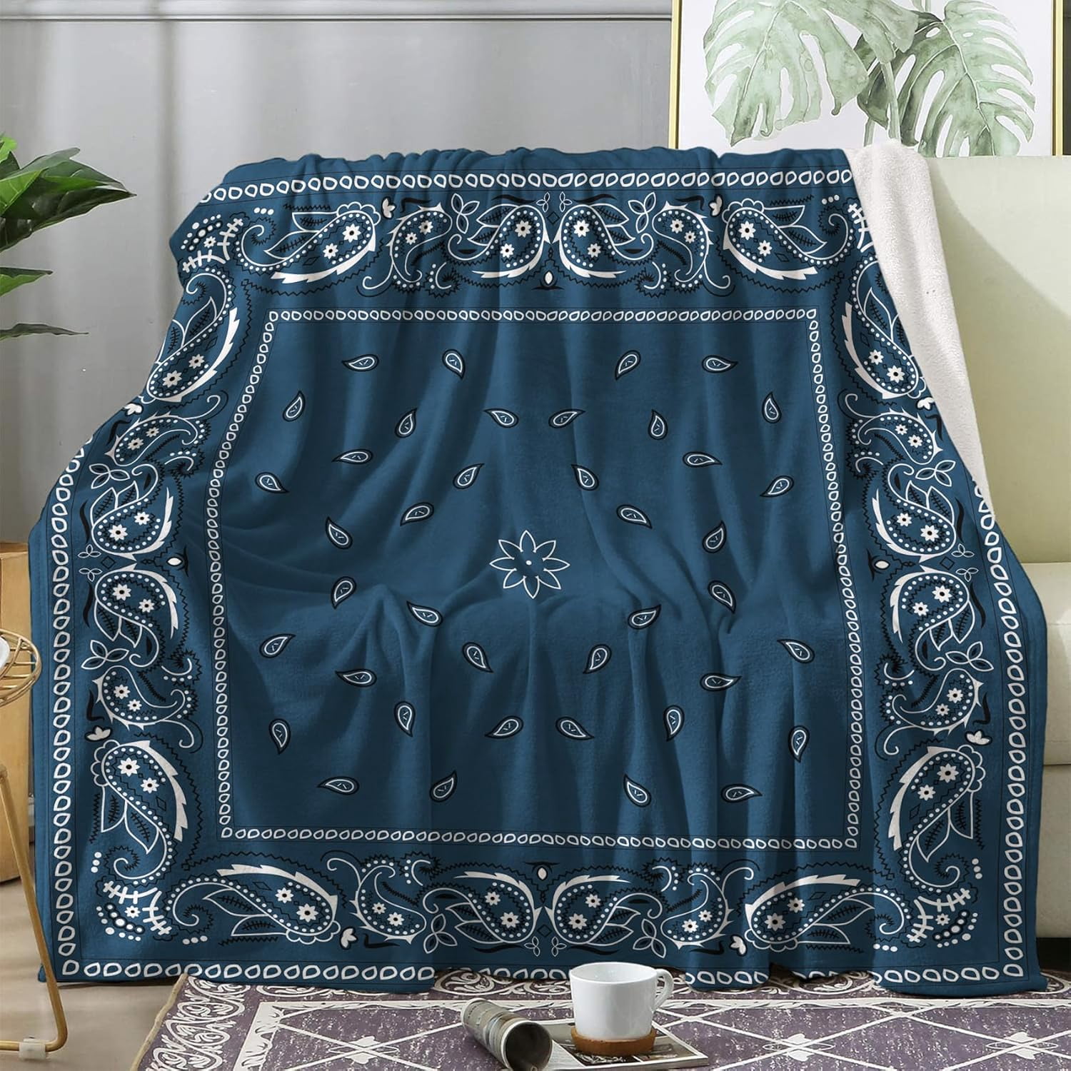 Blue Bandana Throw Blanket, Fleece Blanket for Couch Bed Sofa, Paisley ...