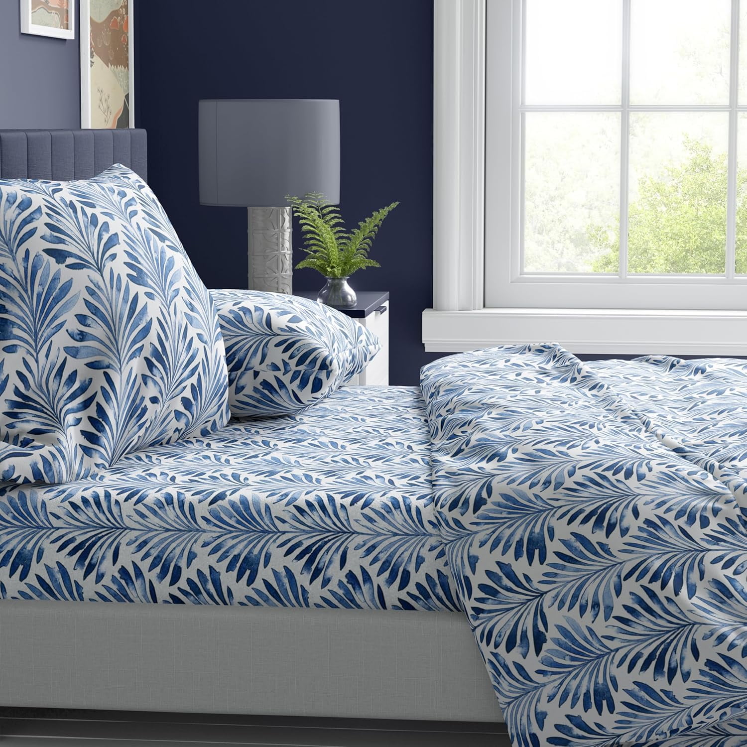 Blue Indigo Palms Floral Bedsheet King Size, Super Soft Wrinkle ...