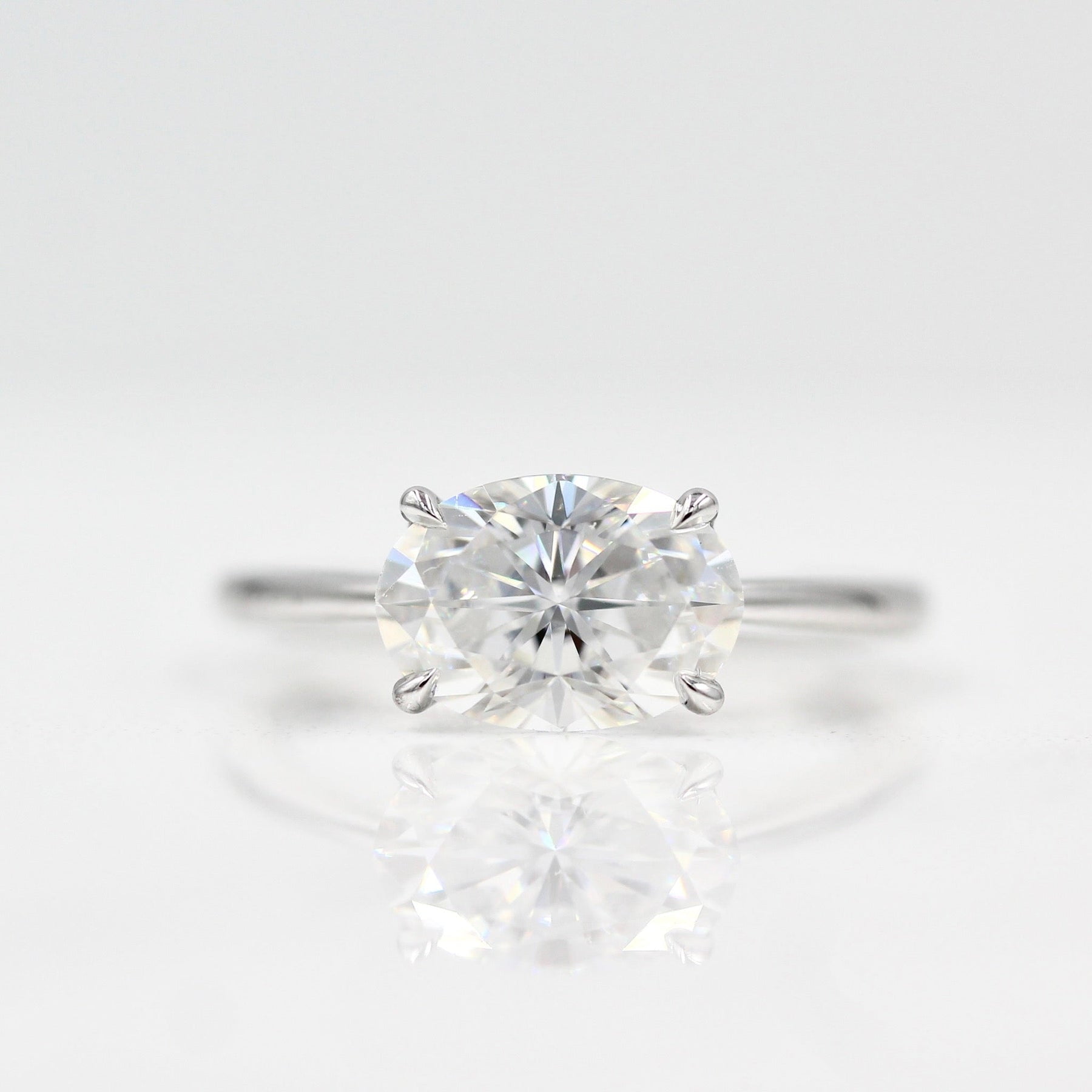 Blue Jewel 1.4 Ct Oval Diamond Engagement Ring - Elegant Ring in 14K ...