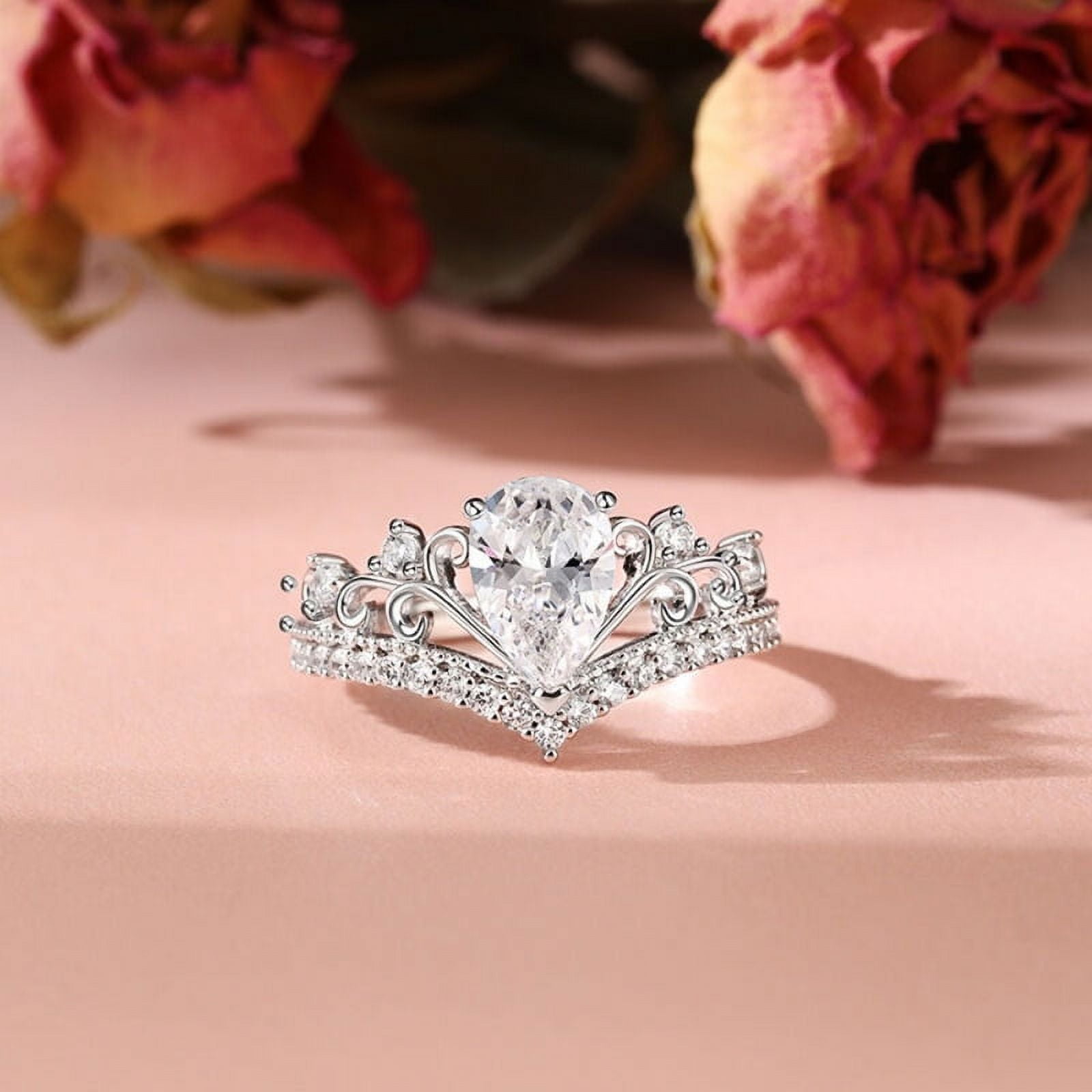 Blue Jewel Pear Cut Excellent 1.8 Ct Diamond Rings For Women's - Silver ...