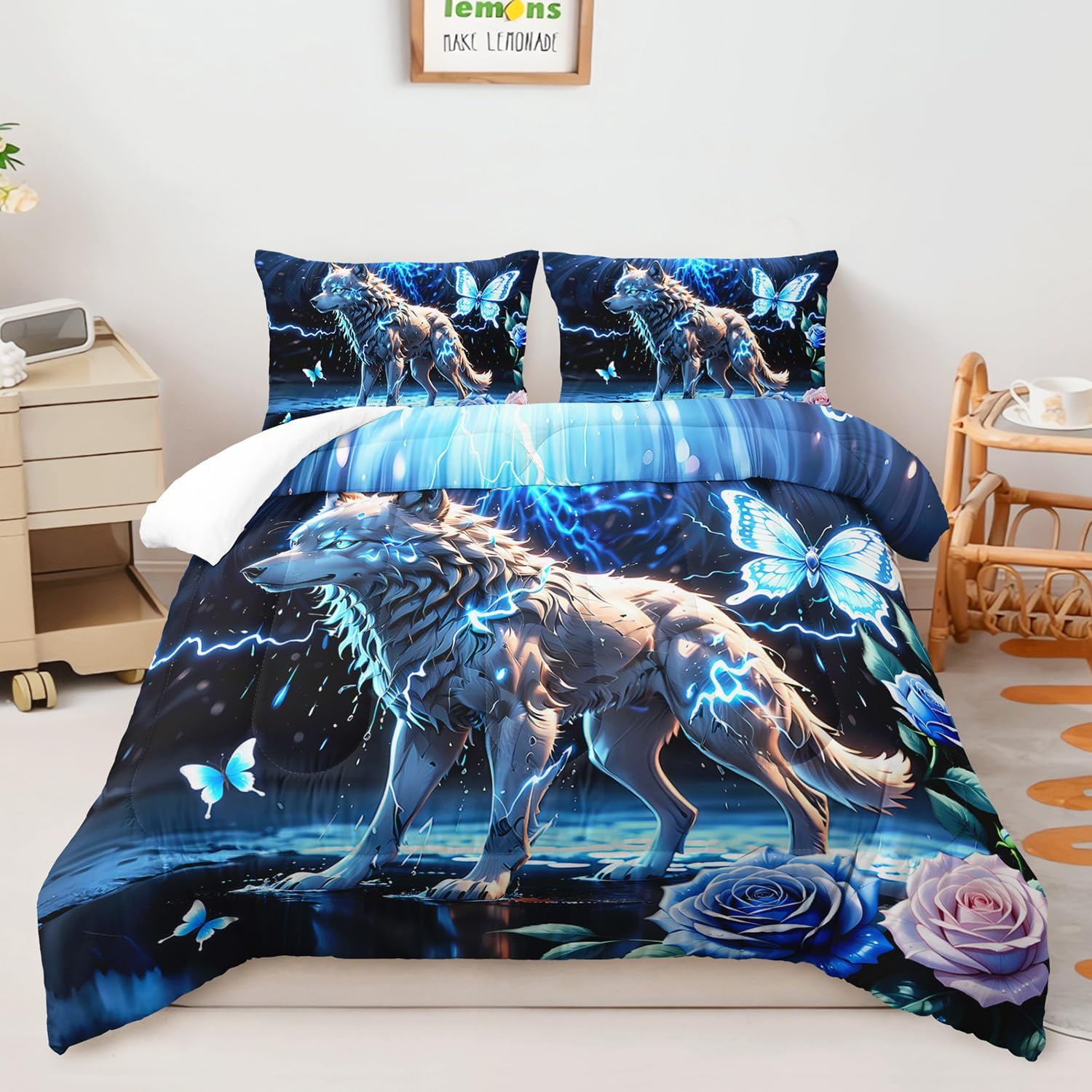 Blue Lightning Wolf Butterfly Safari Wolf Comforter Set Full Size, 3 ...