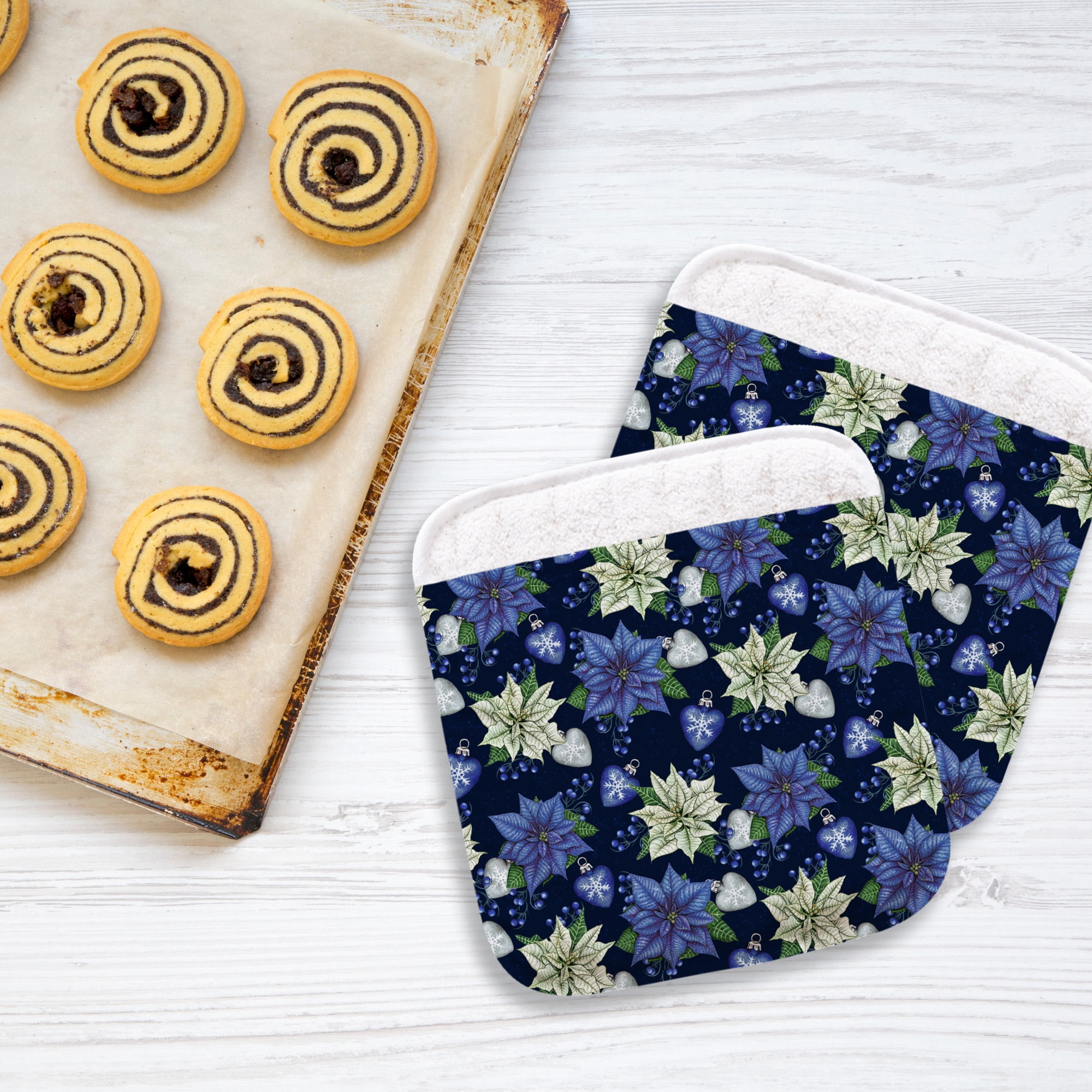 Blue Poinsettias Pocket Mitt by Ashton set of 2 - Walmart.com