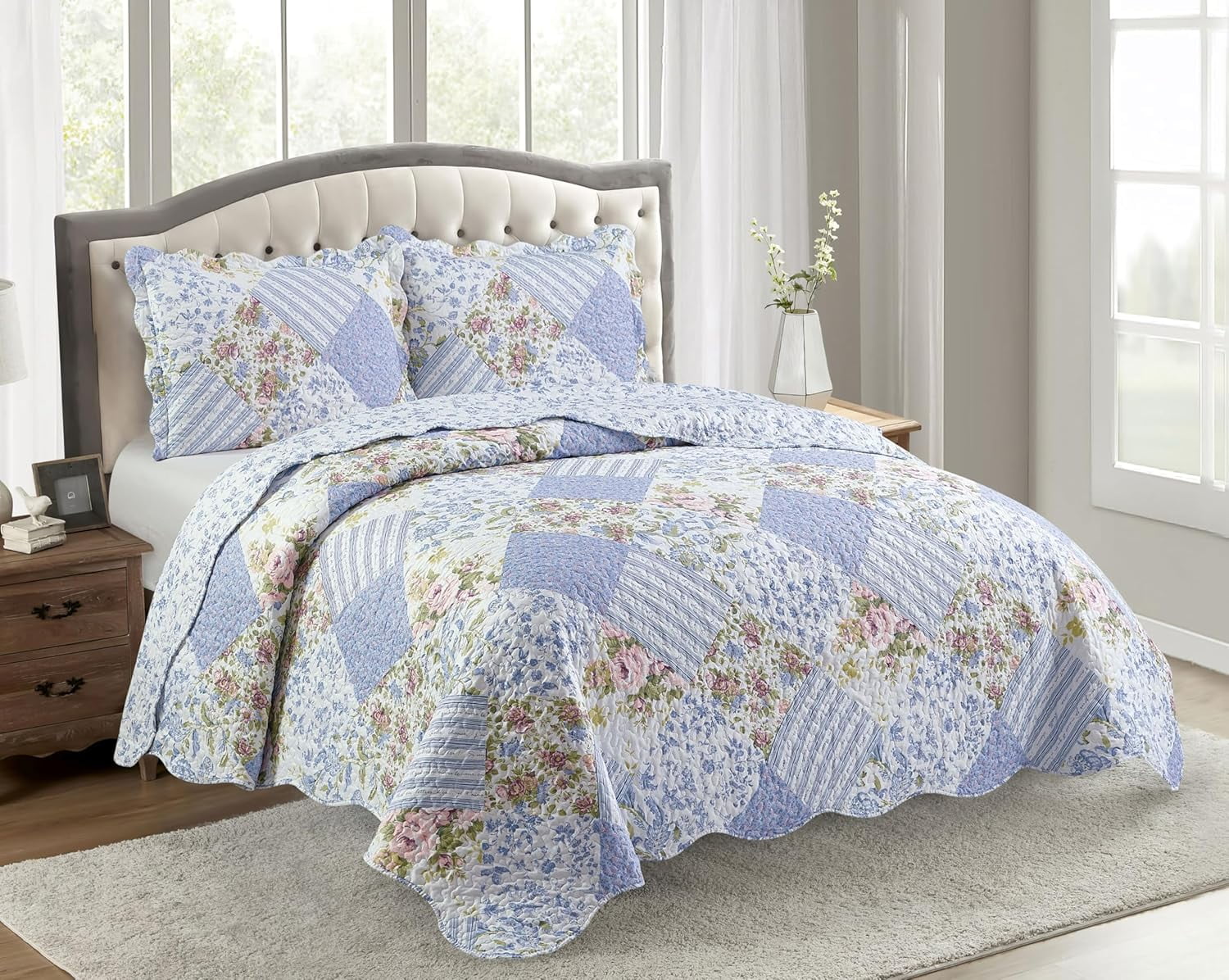 Blue Rose Patchwork, 3-Piece Quilt Set with 2 Shams, Reversible ...