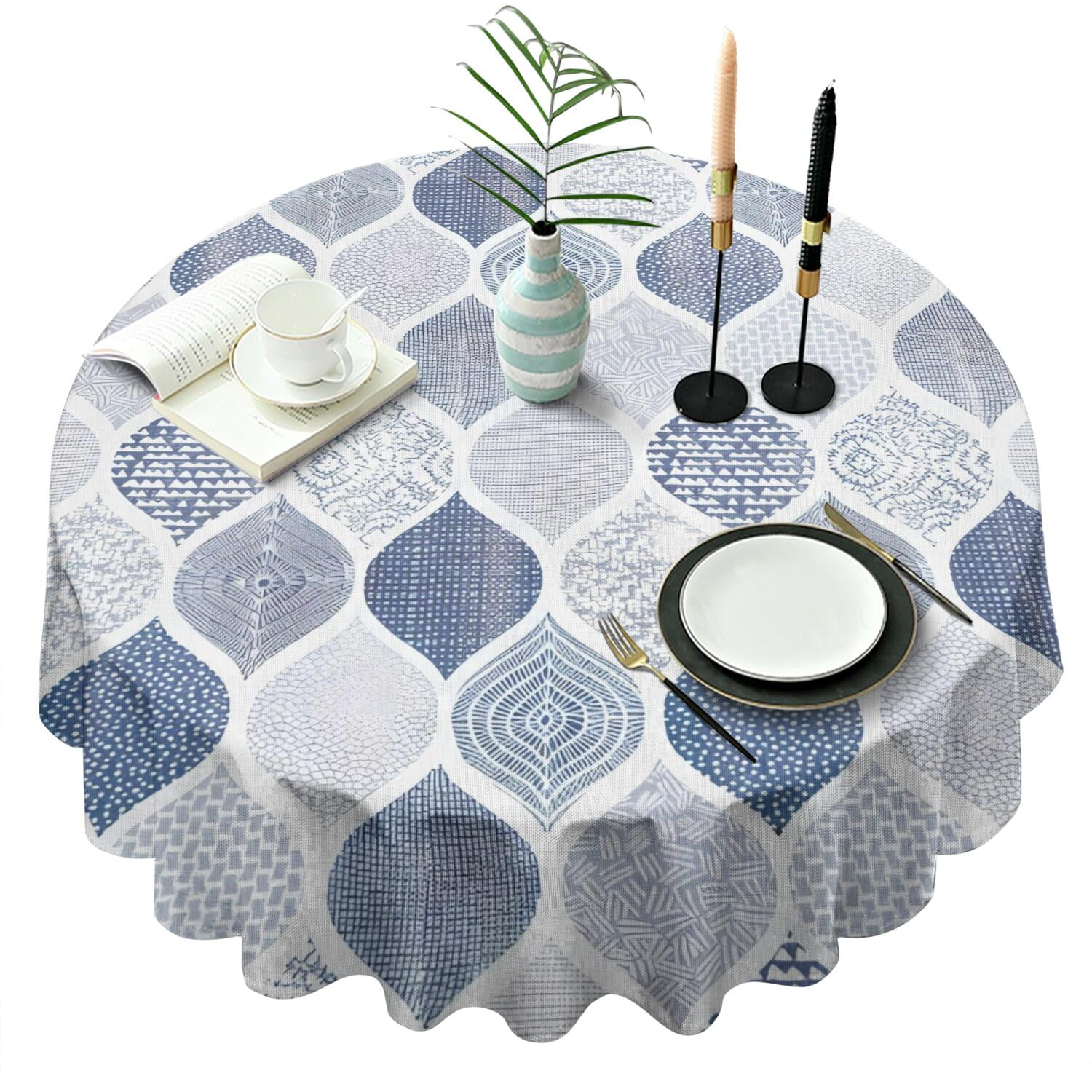 Blue and White Geometric Quatrefoil Pattern Round Tablecloth 60"x60 ...