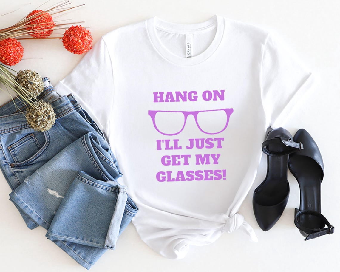 Bluey Hang On I'Ll Just Get My Glasses Gran Tee | Gran Tshirt For ...