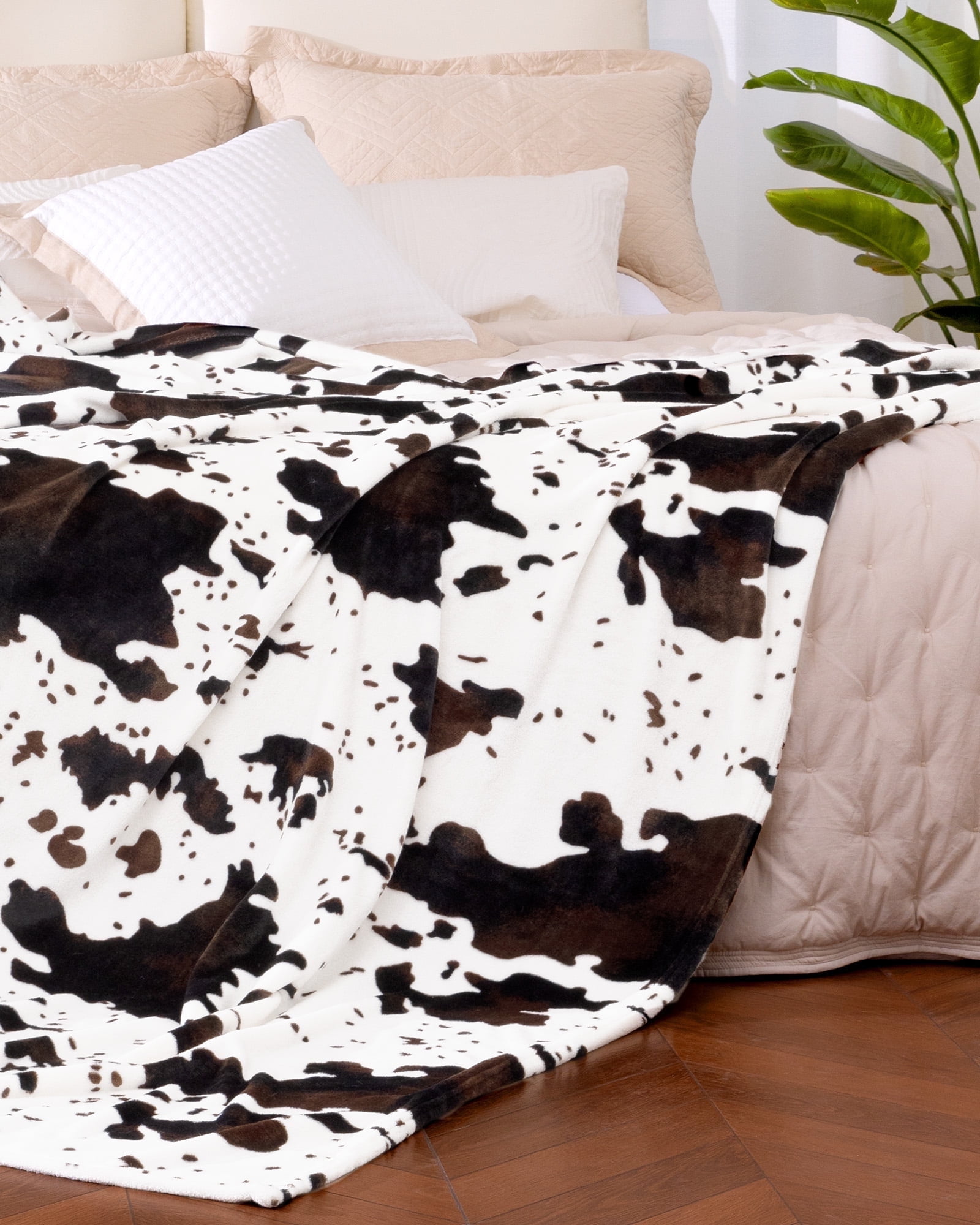 Blunique Cow Print Blankets and Throws Soft Cozy Fleece Throw Blanket ...