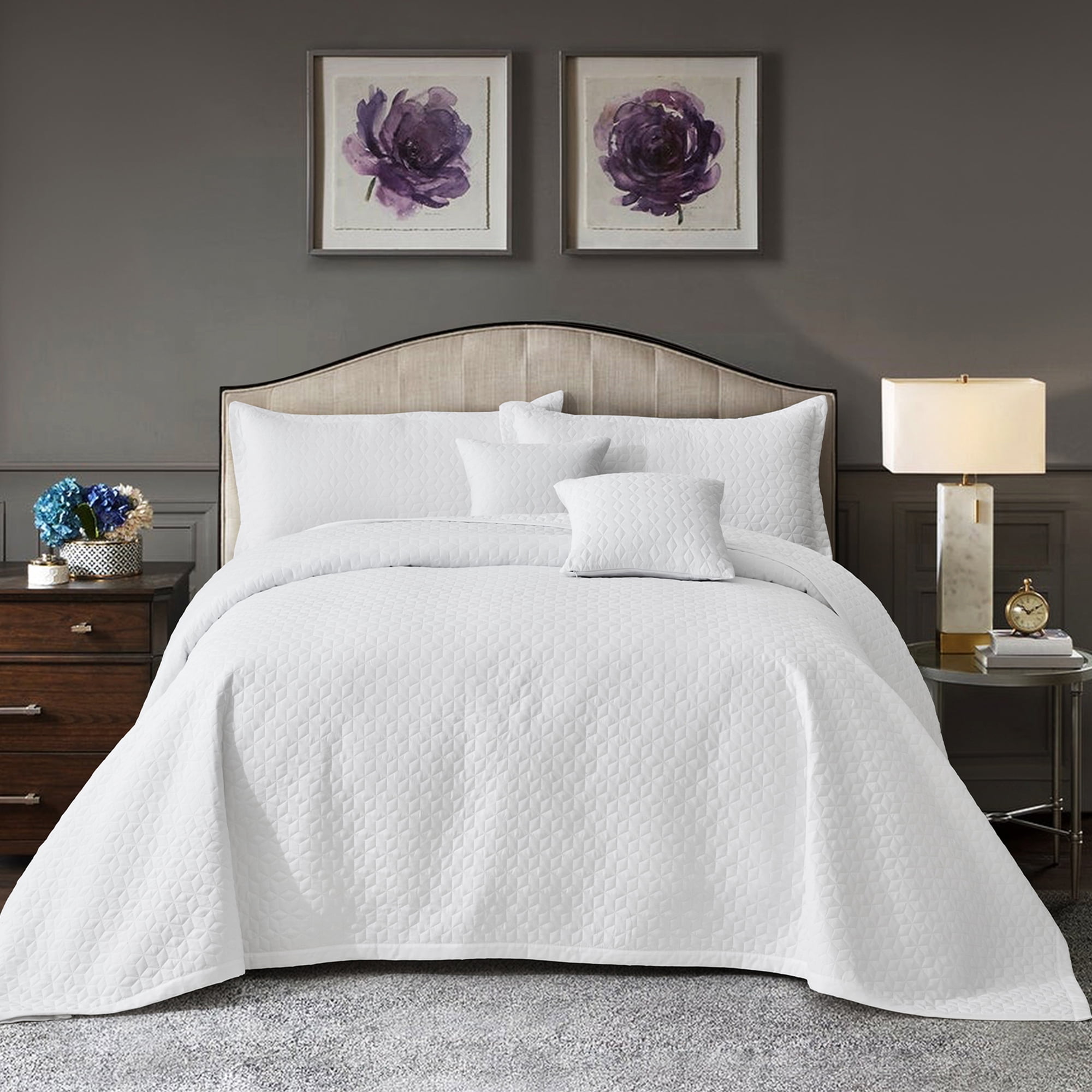 Blythease Oversized King Bedspread 128x120 Extra Wide, Modern ...